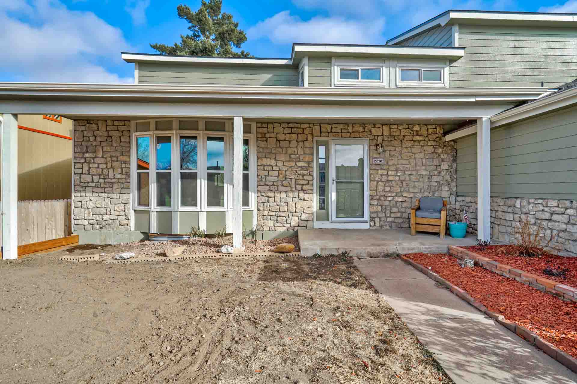 2730 Roundtop Dr (1) presented by Holly Quinn – FēD
