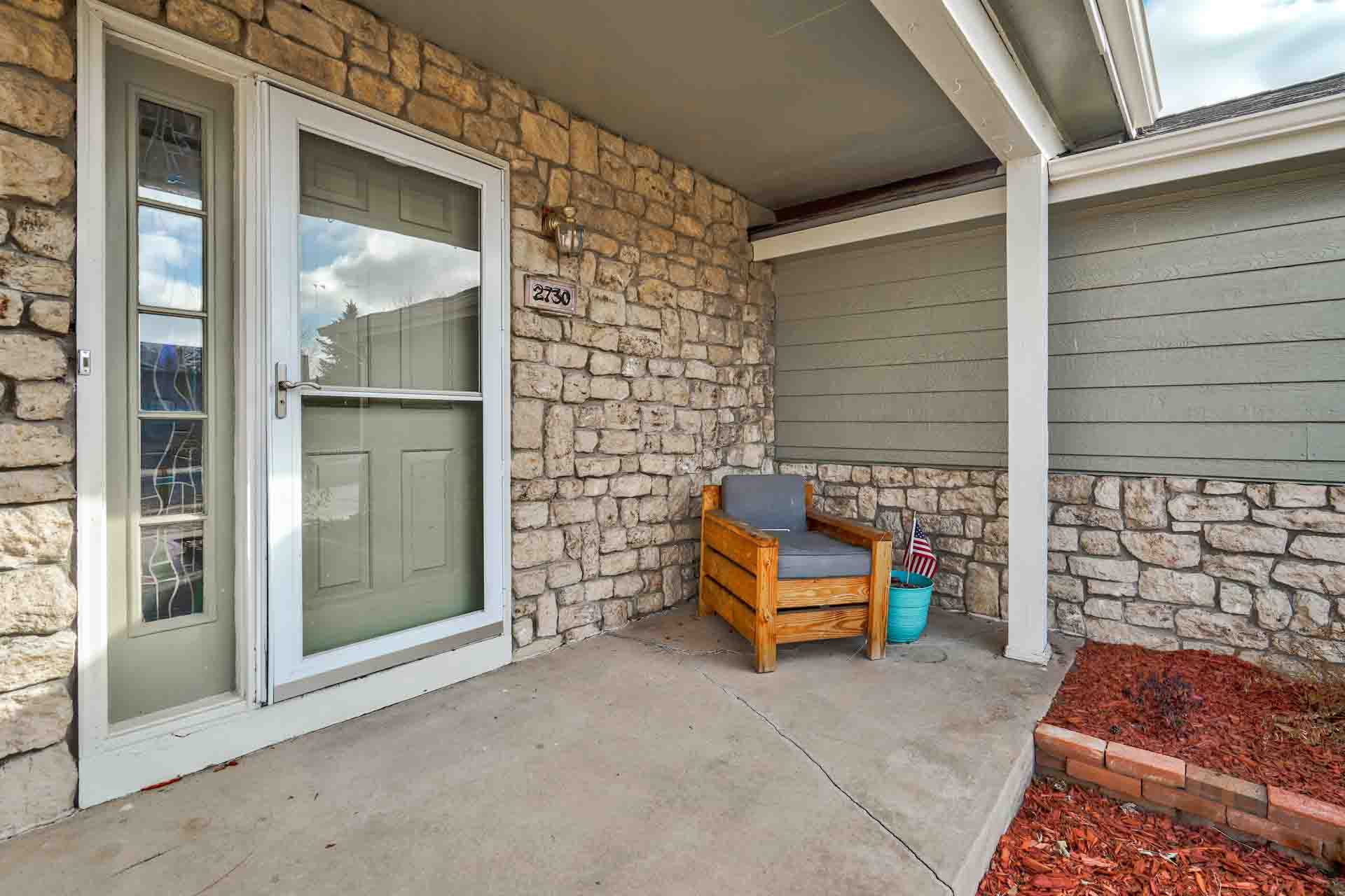 2730 Roundtop Dr (1) presented by Holly Quinn – FēD