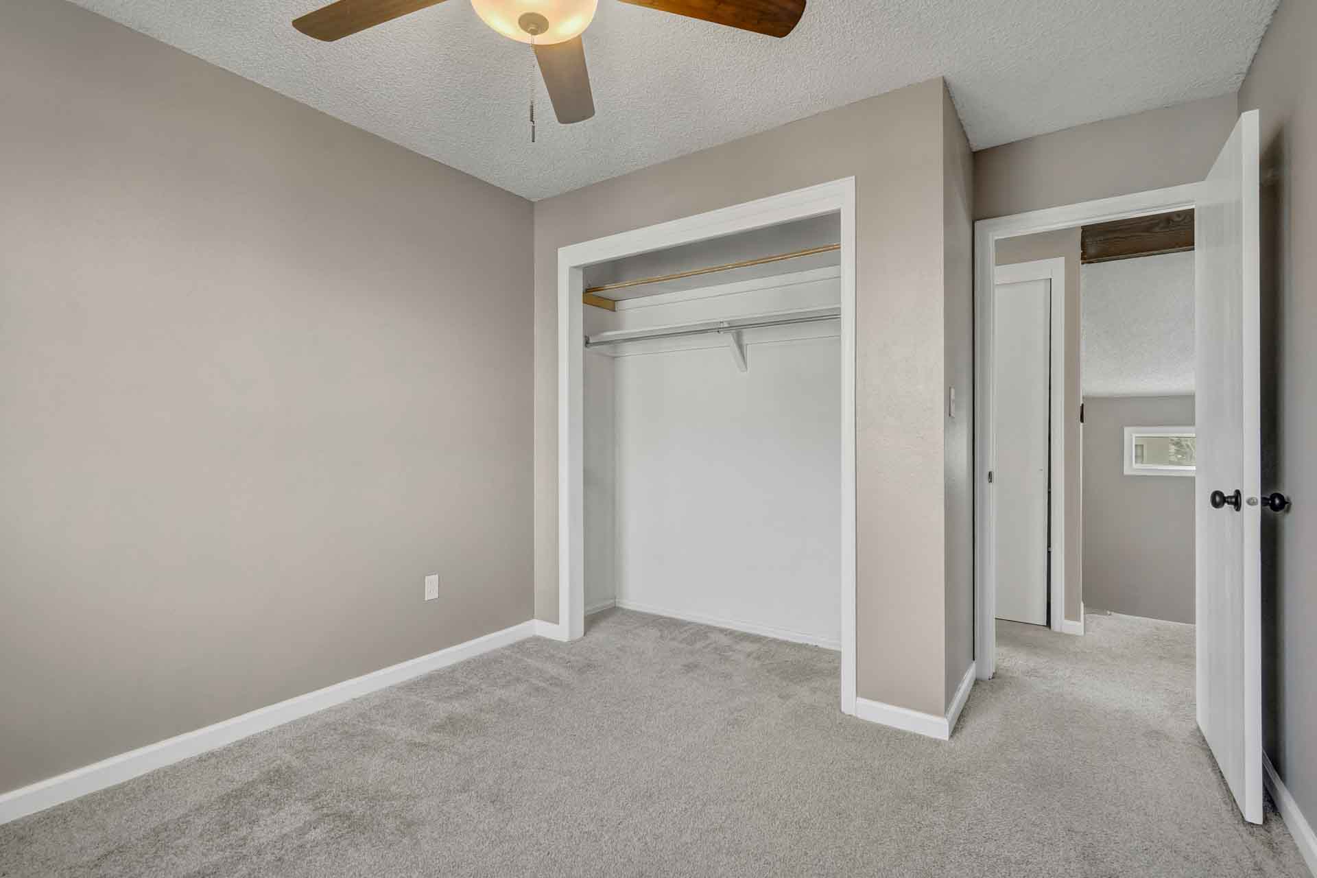 2730 Roundtop Dr (1) presented by Holly Quinn – FēD