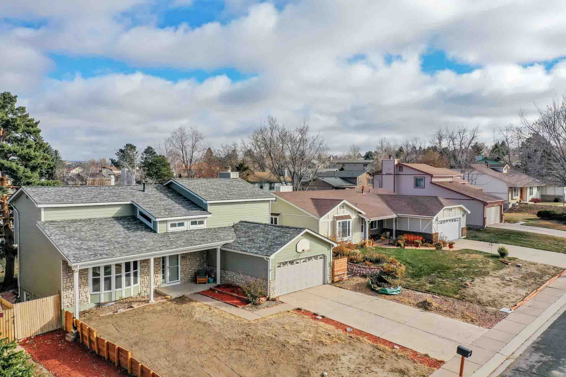 2730 Roundtop Dr (1) presented by Holly Quinn – FēD