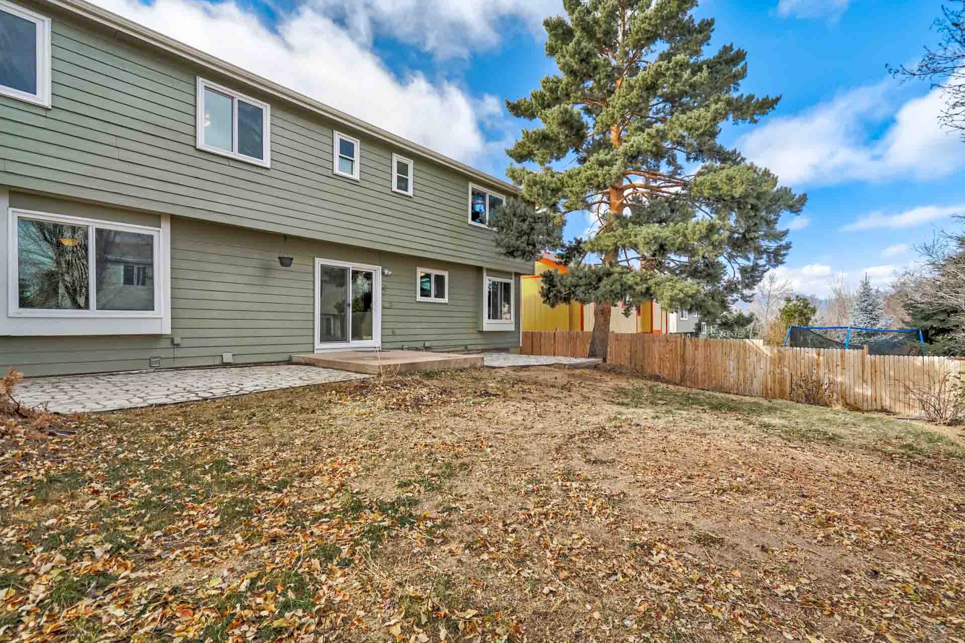 2730 Roundtop Dr (1) presented by Holly Quinn – FēD