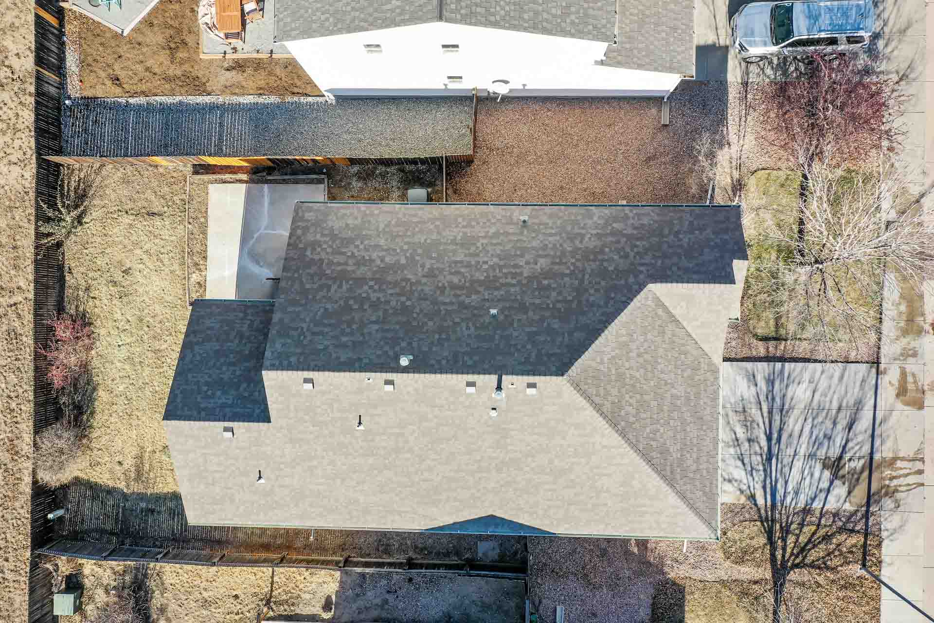 7250 Bentwater Dr presented by Jeff Boals – FēD