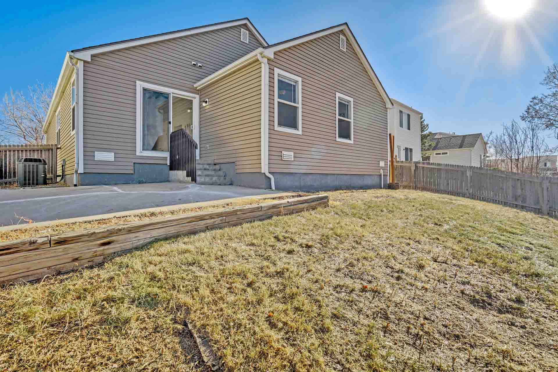 7250 Bentwater Dr presented by Jeff Boals – FēD