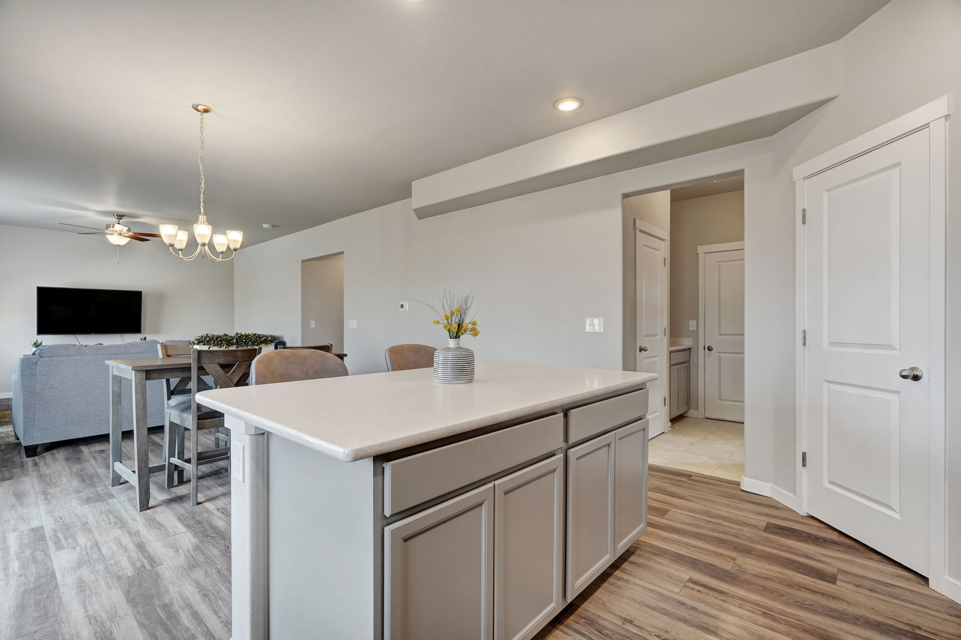 3151 Namib Dr – FēD