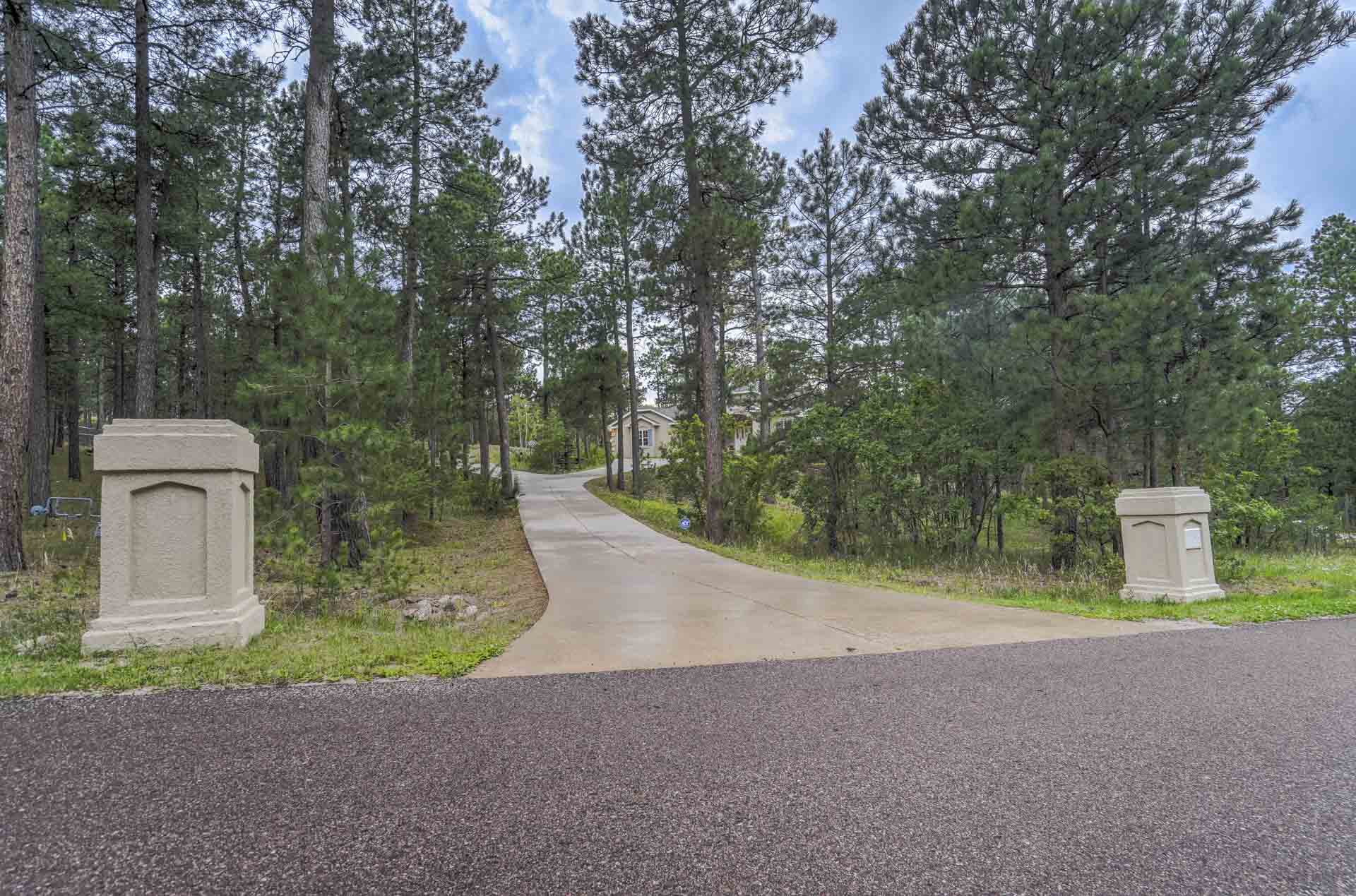 17515 Colonial Park Dr – FēD