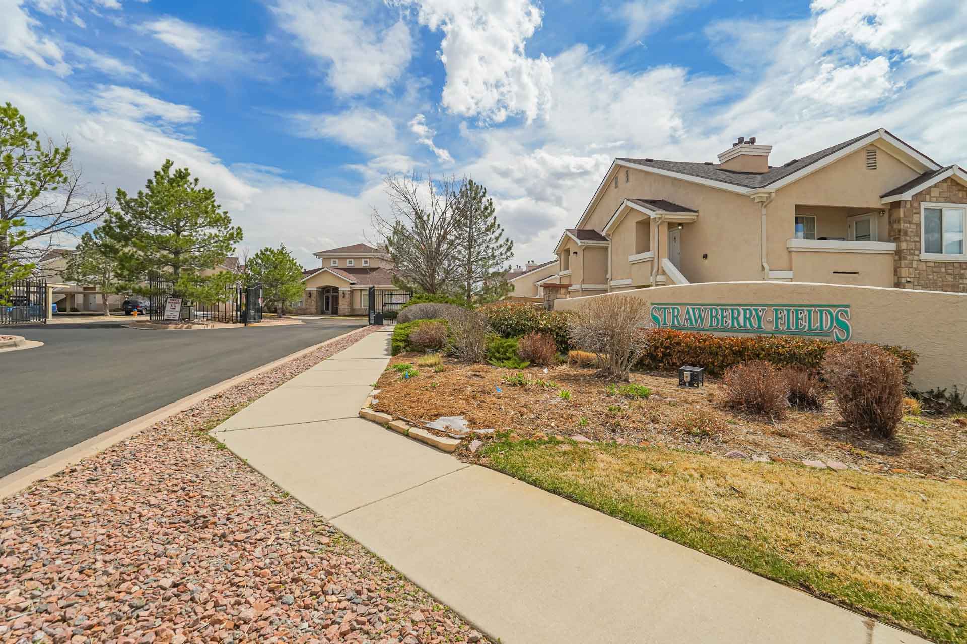 3645 Strawberry Field Grove APT G presented by Kristan Rigdon – FēD