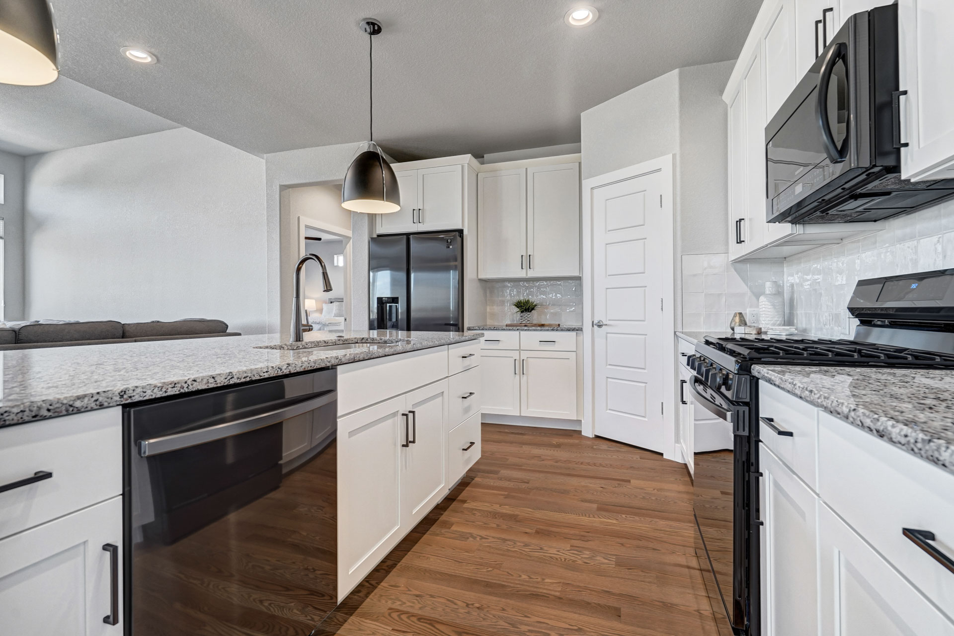 4598 Outlook Ridge Trail - FēD