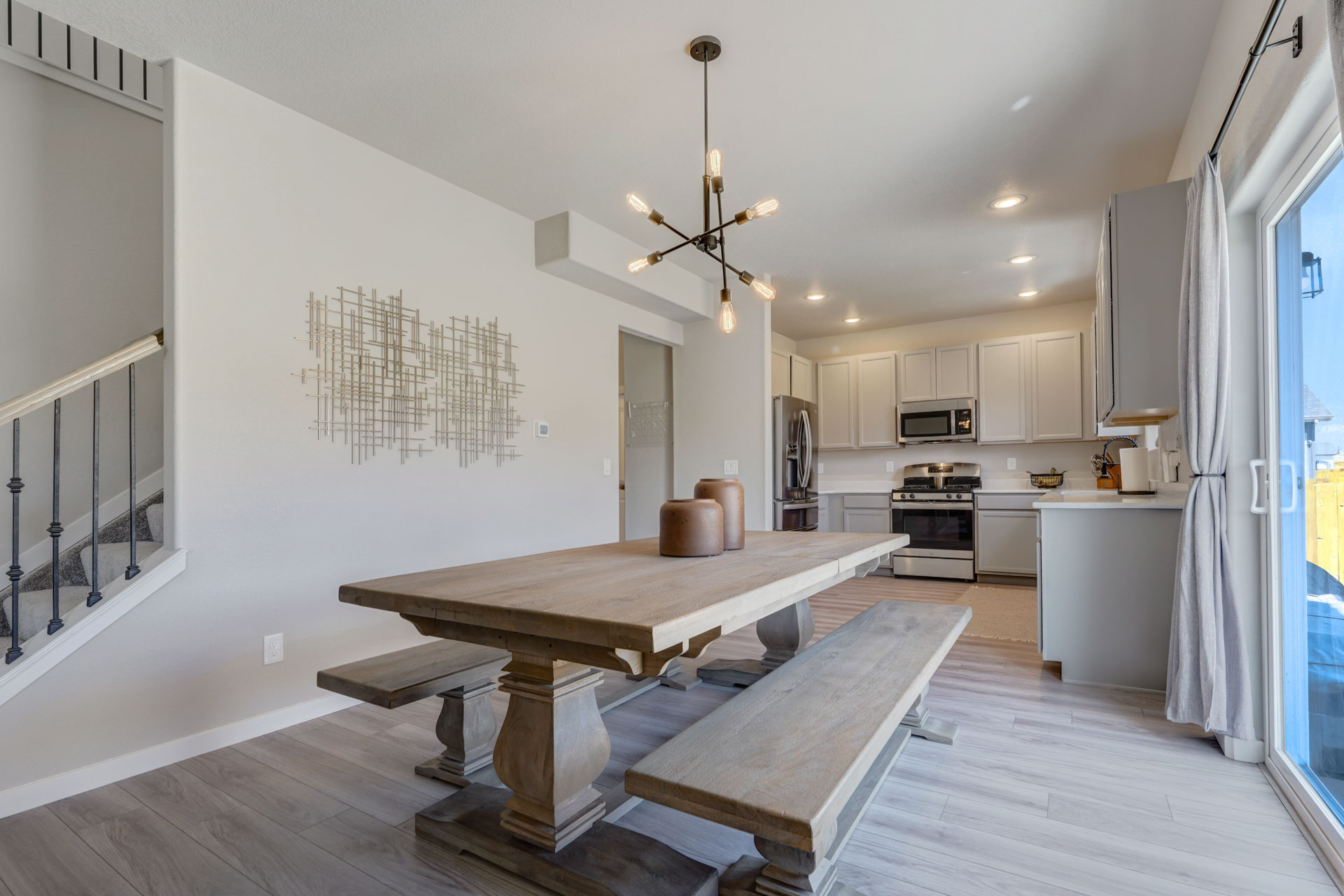 6891 Bigtooth Maple Dr presented by Pamela Higgins – FēD