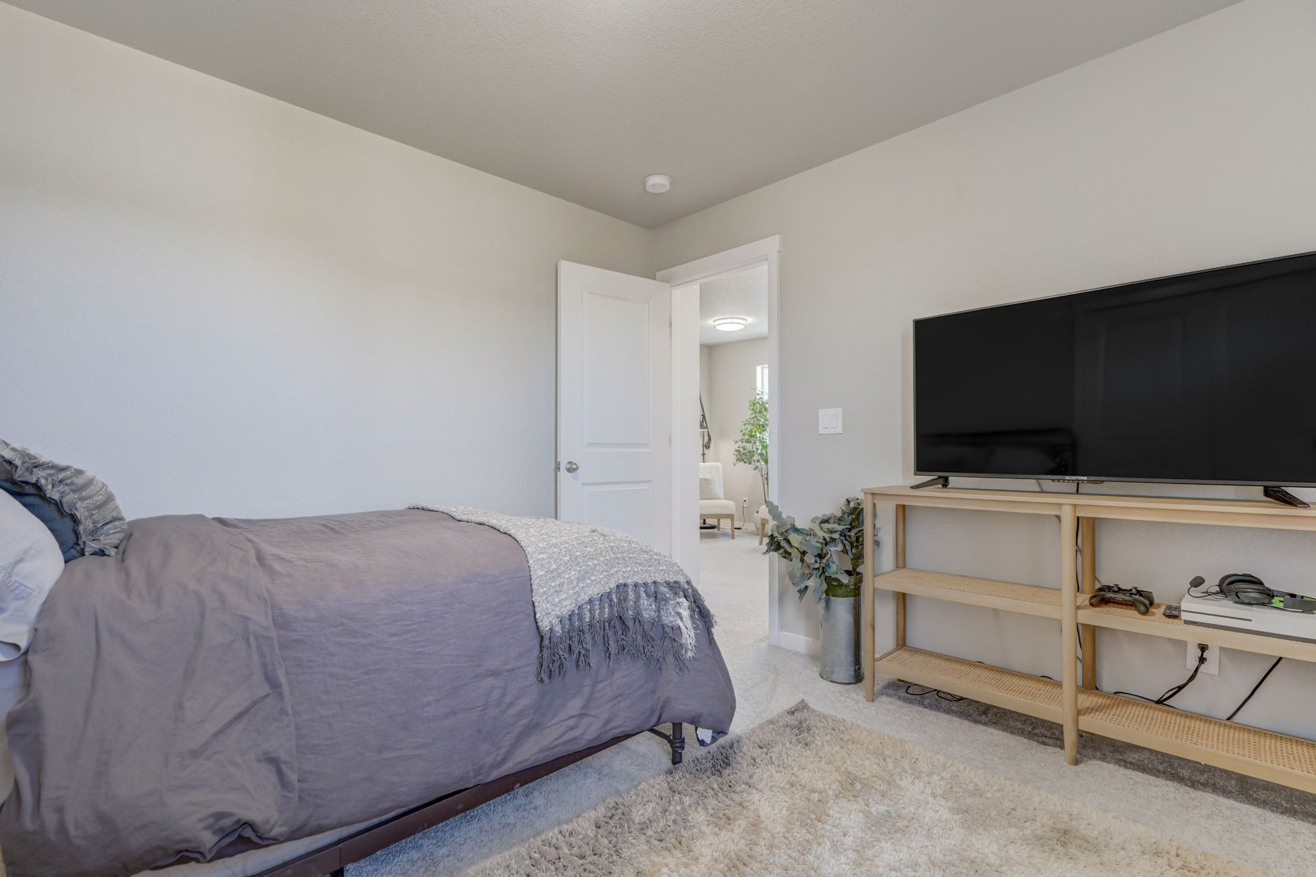 6891 Bigtooth Maple Dr presented by Pamela Higgins – FēD