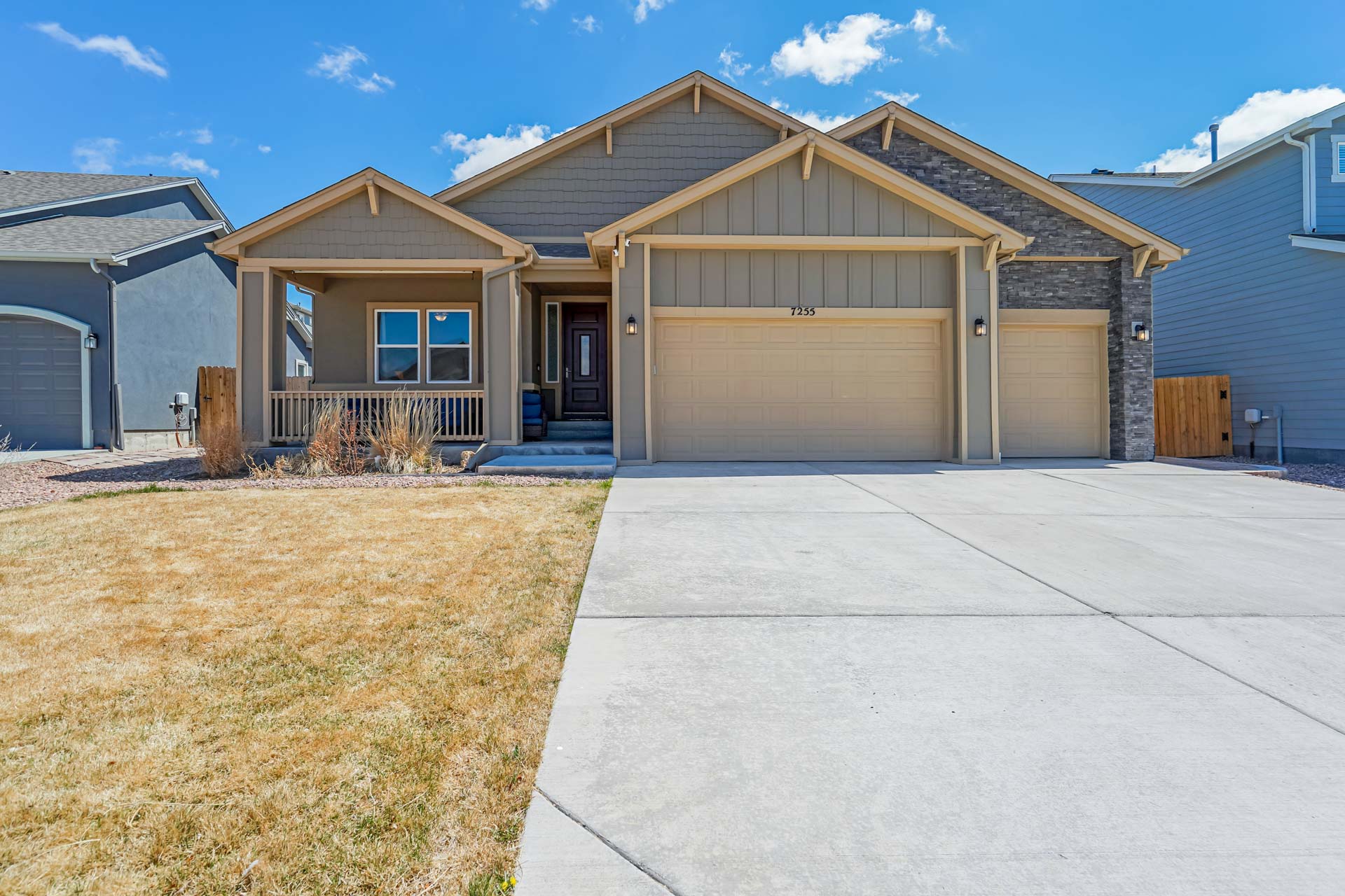 7255 Bigtooth Maple Dr presented by Hoste – FēD