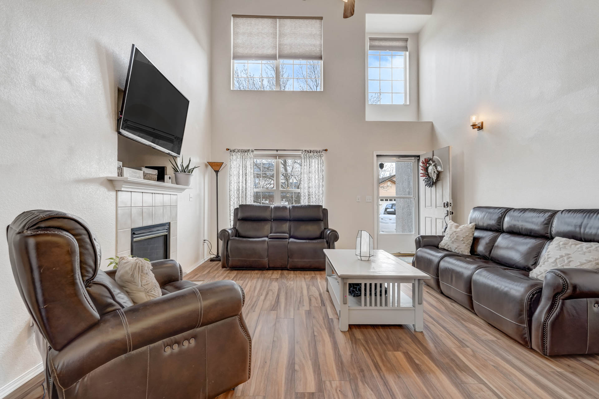 764 Ridgebury Pl presented by Kasey Arent – FēD