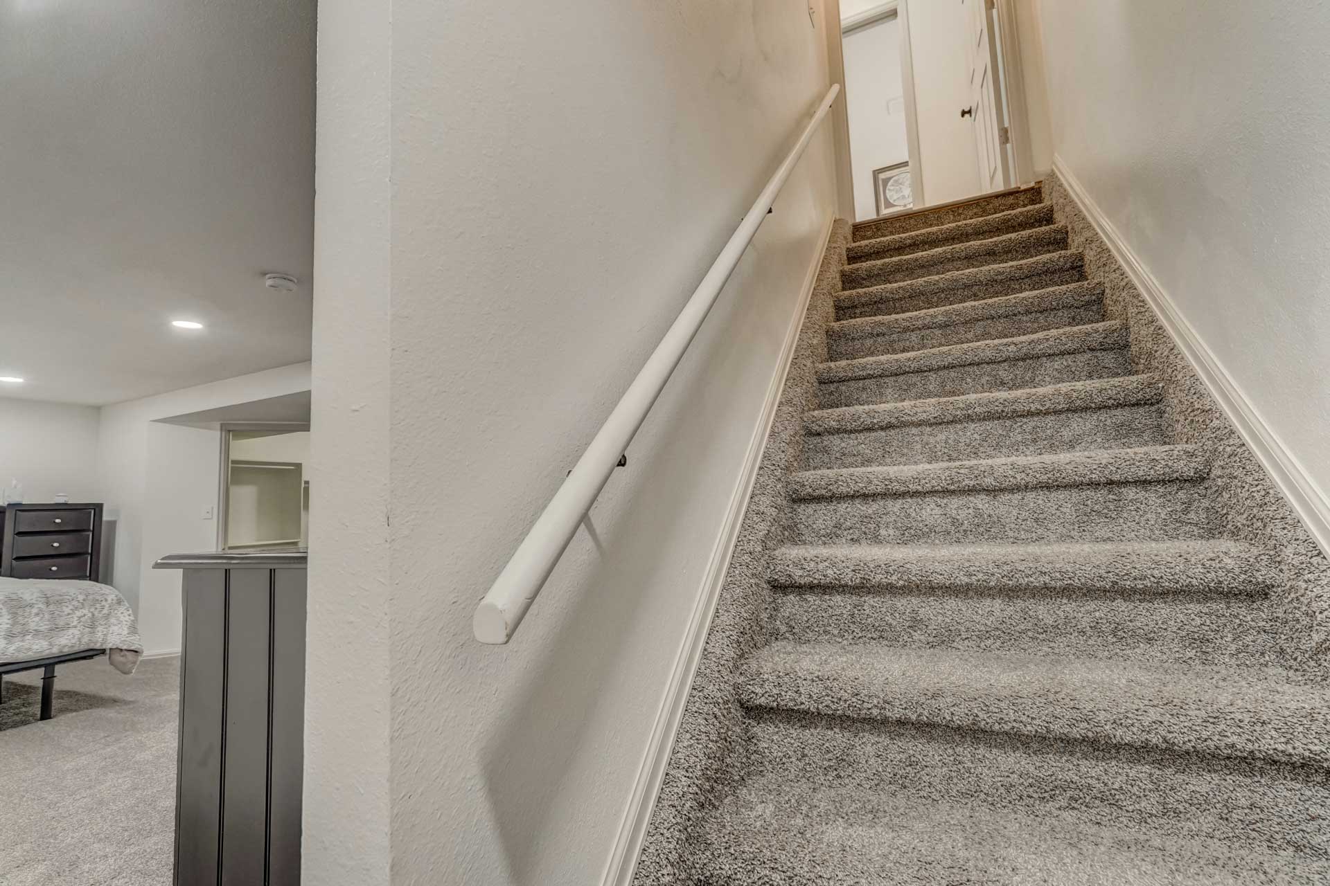 2099 Sussex Ln – FēD