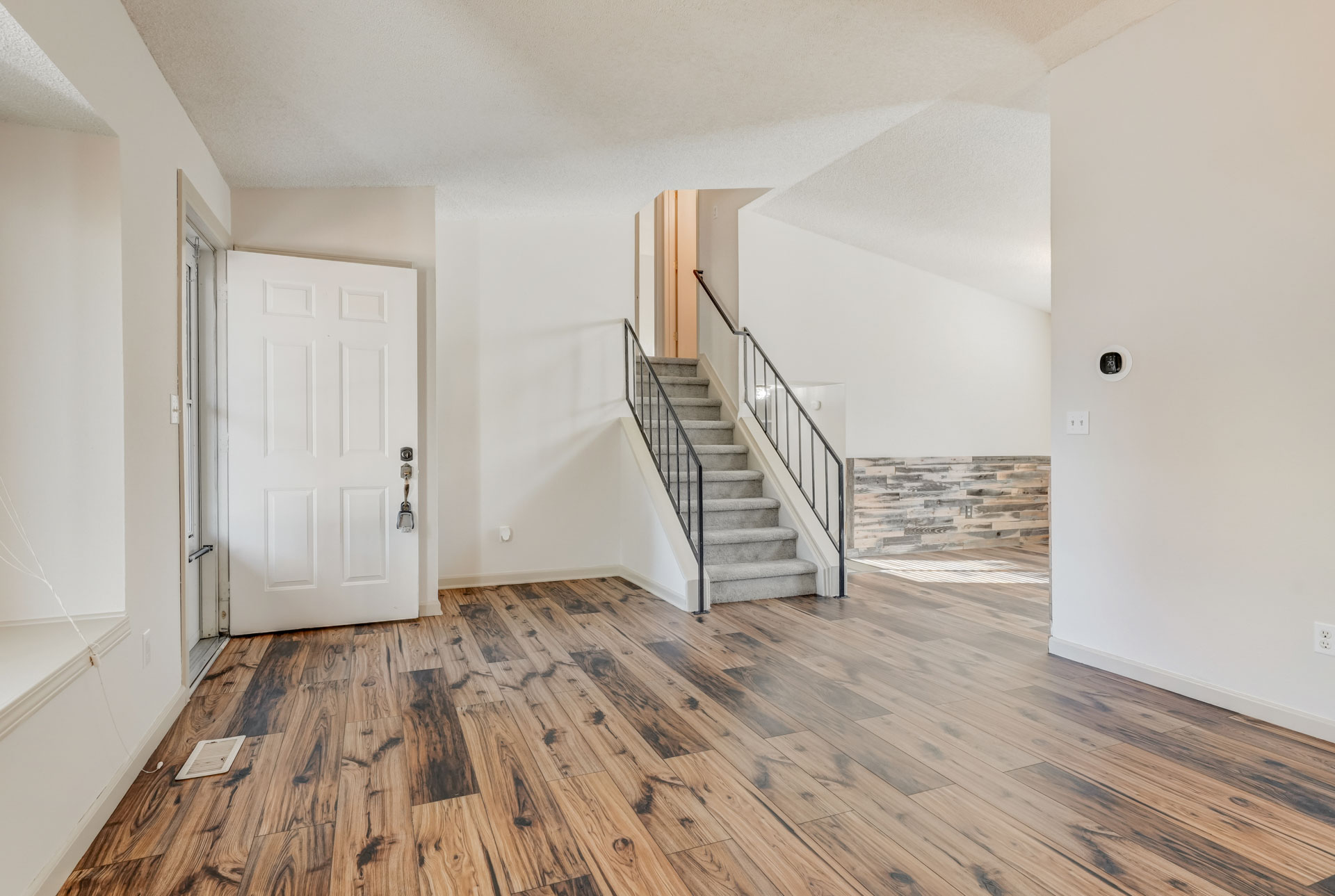 8581 Angela Ln presented by Holly Quinn – FēD