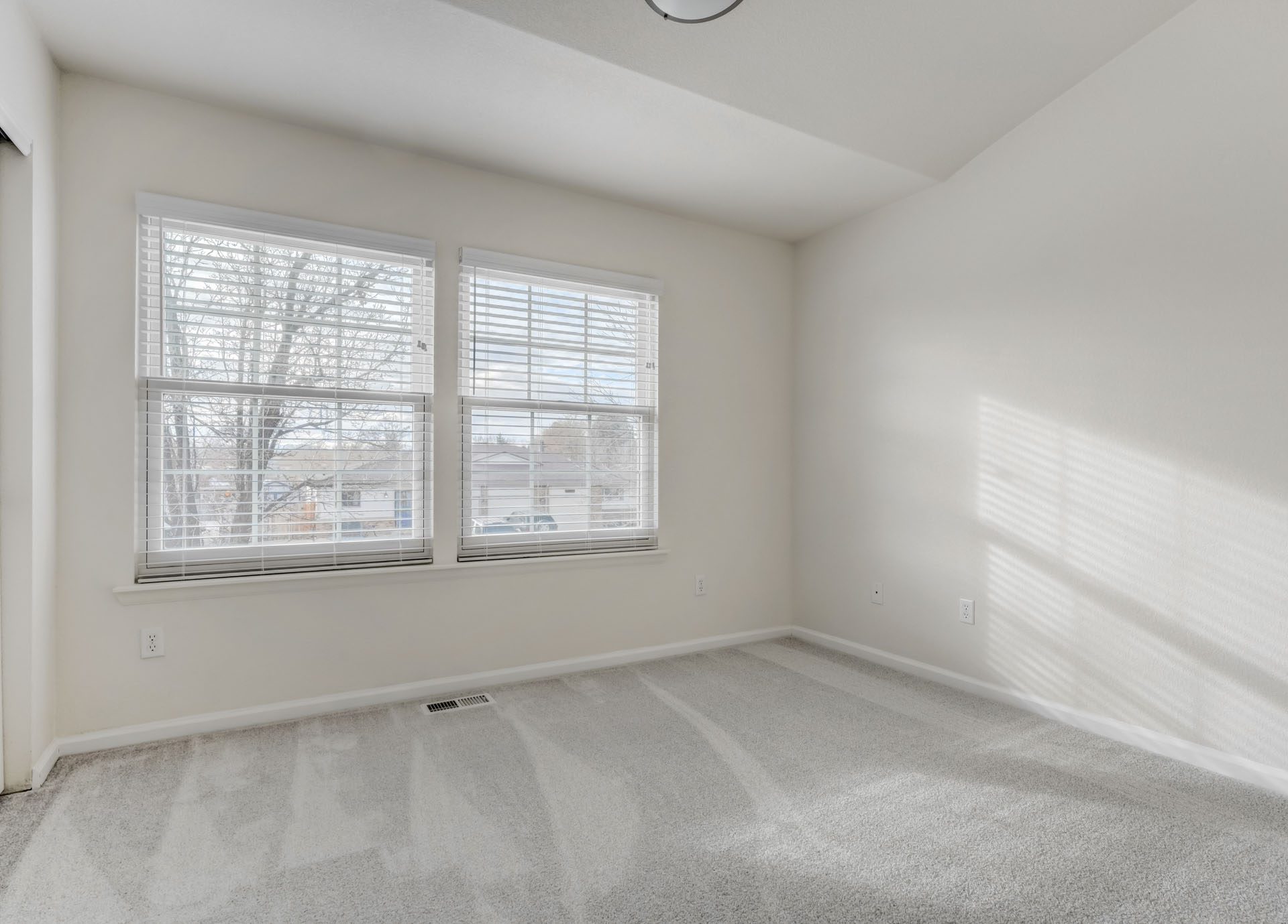 13090 Harrison Drive presented by Mark Santini – FēD