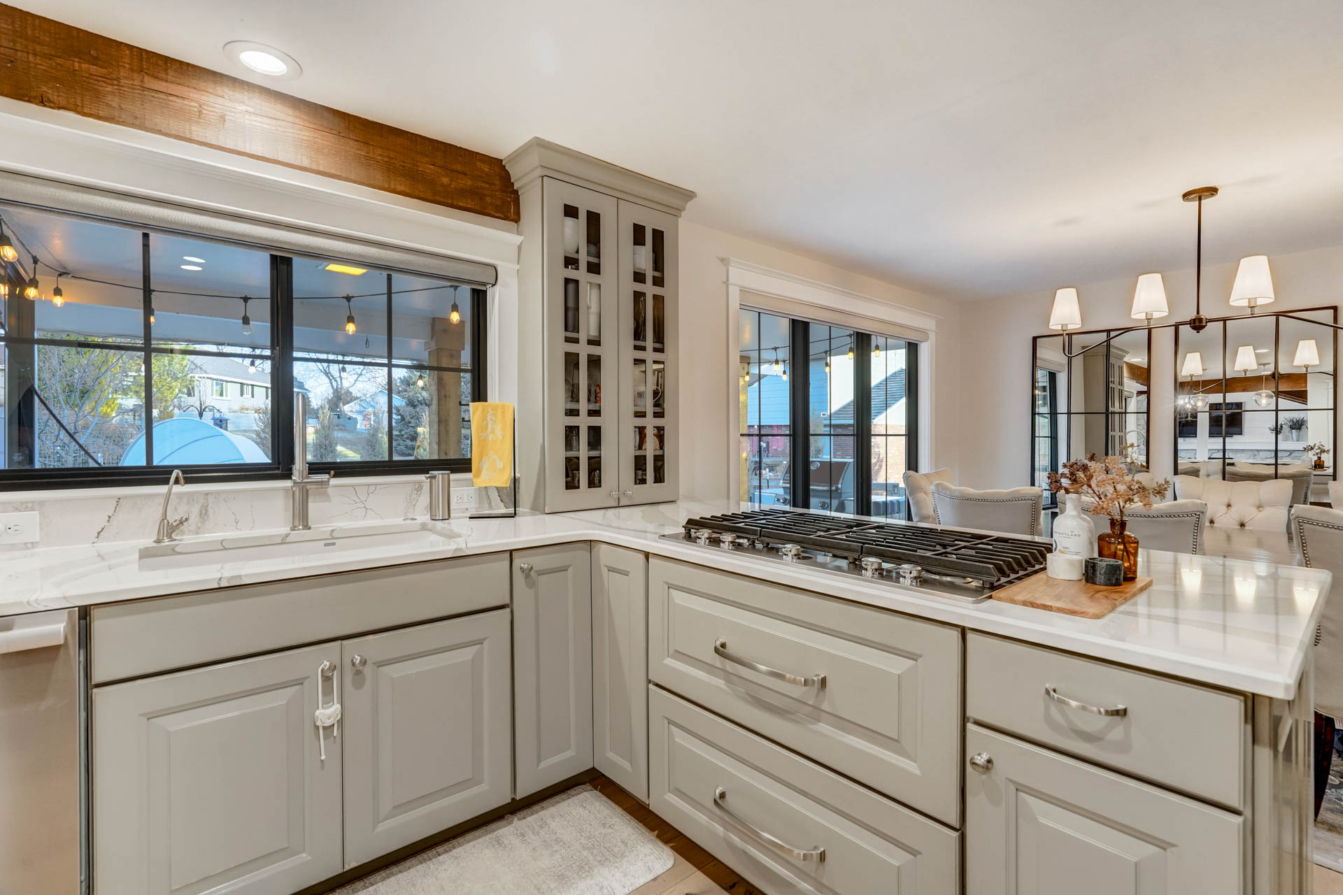 7429 W David Dr – FēD