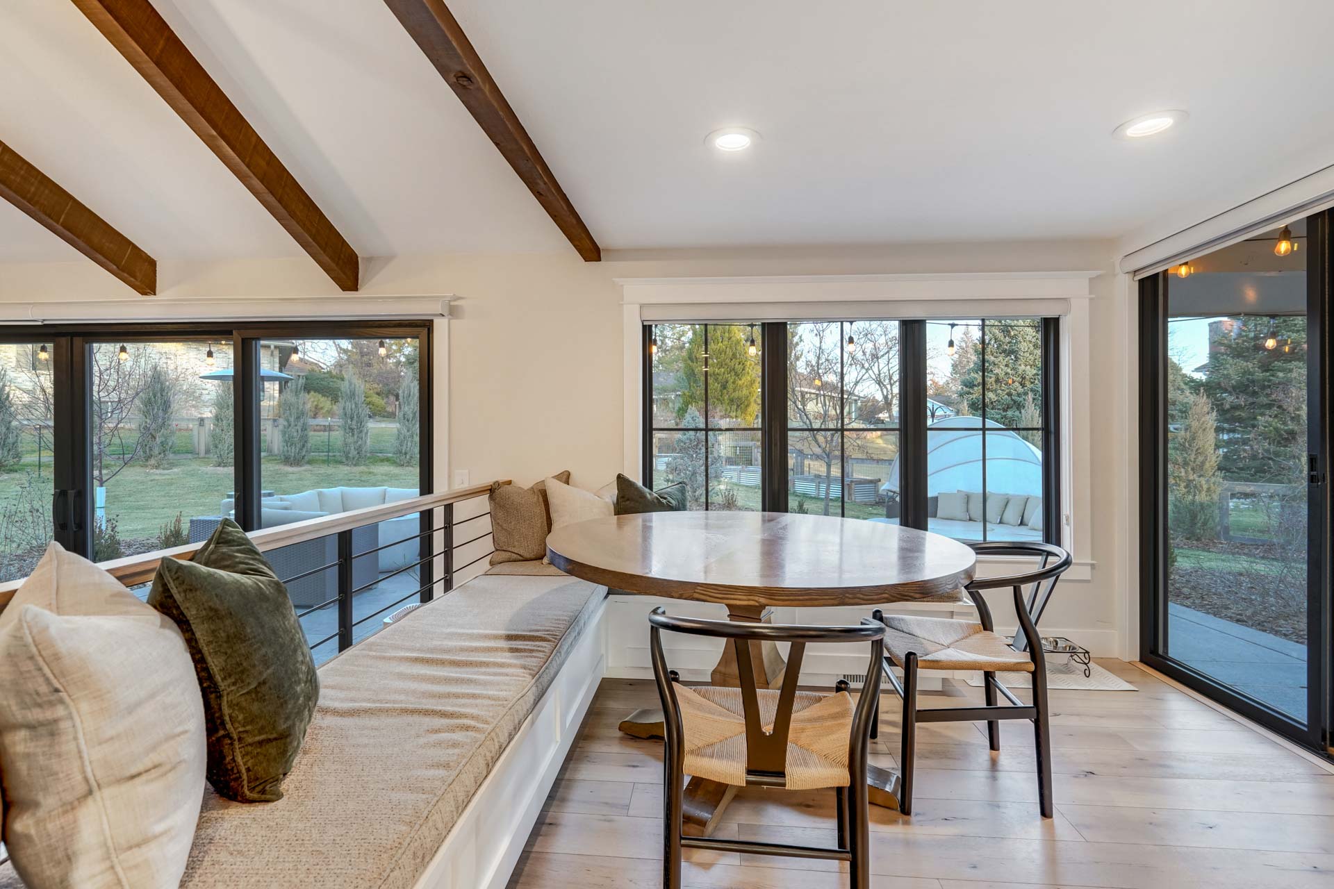 7429 W David Dr – FēD
