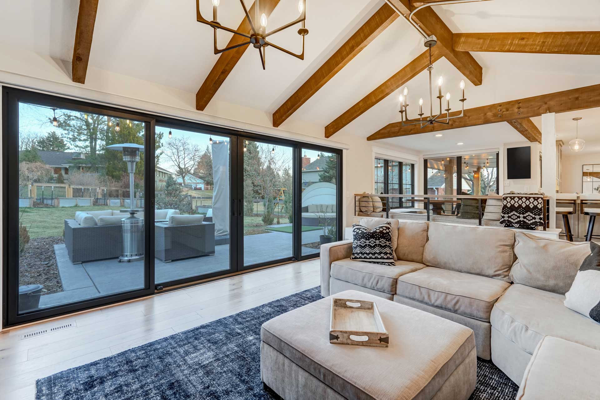 7429 W David Dr – FēD