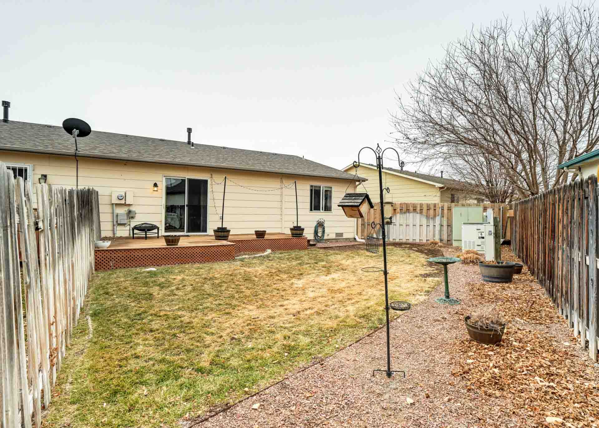 1221 Silver Hawk Ct presented by Nichole Dennis-Muldoon – FēD