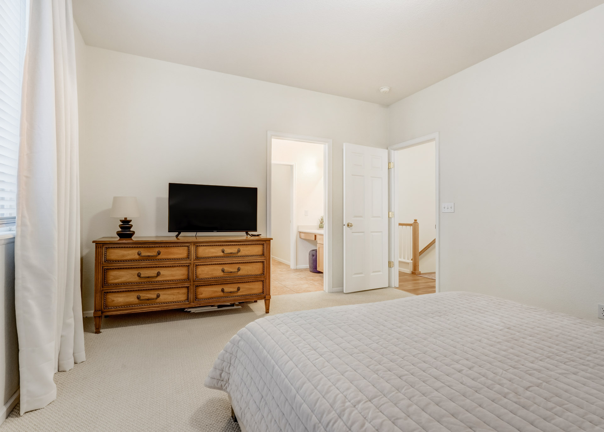 6419 Advocate Dr presented by Jason Arends – FēD