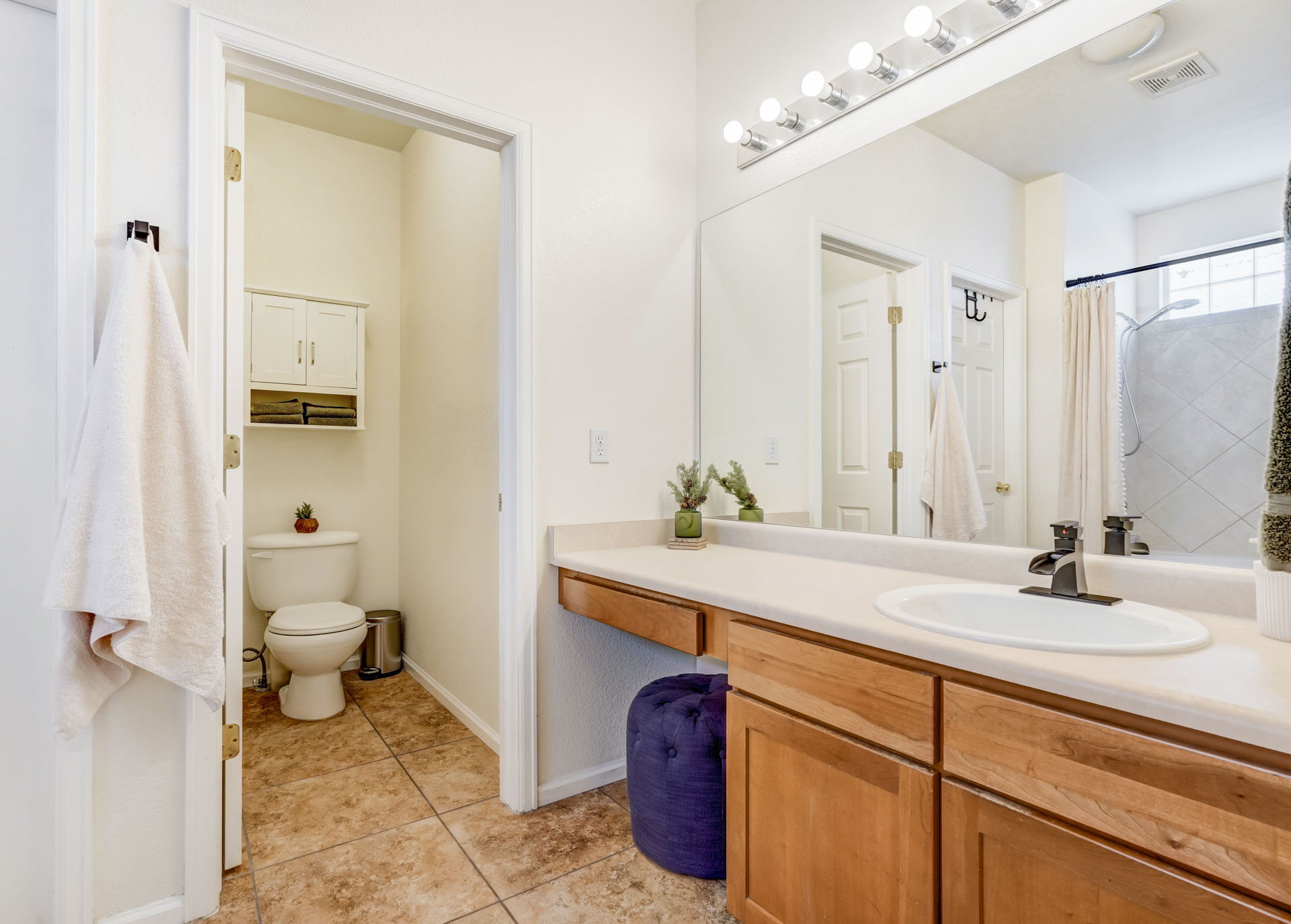 6419 Advocate Dr presented by Jason Arends – FēD