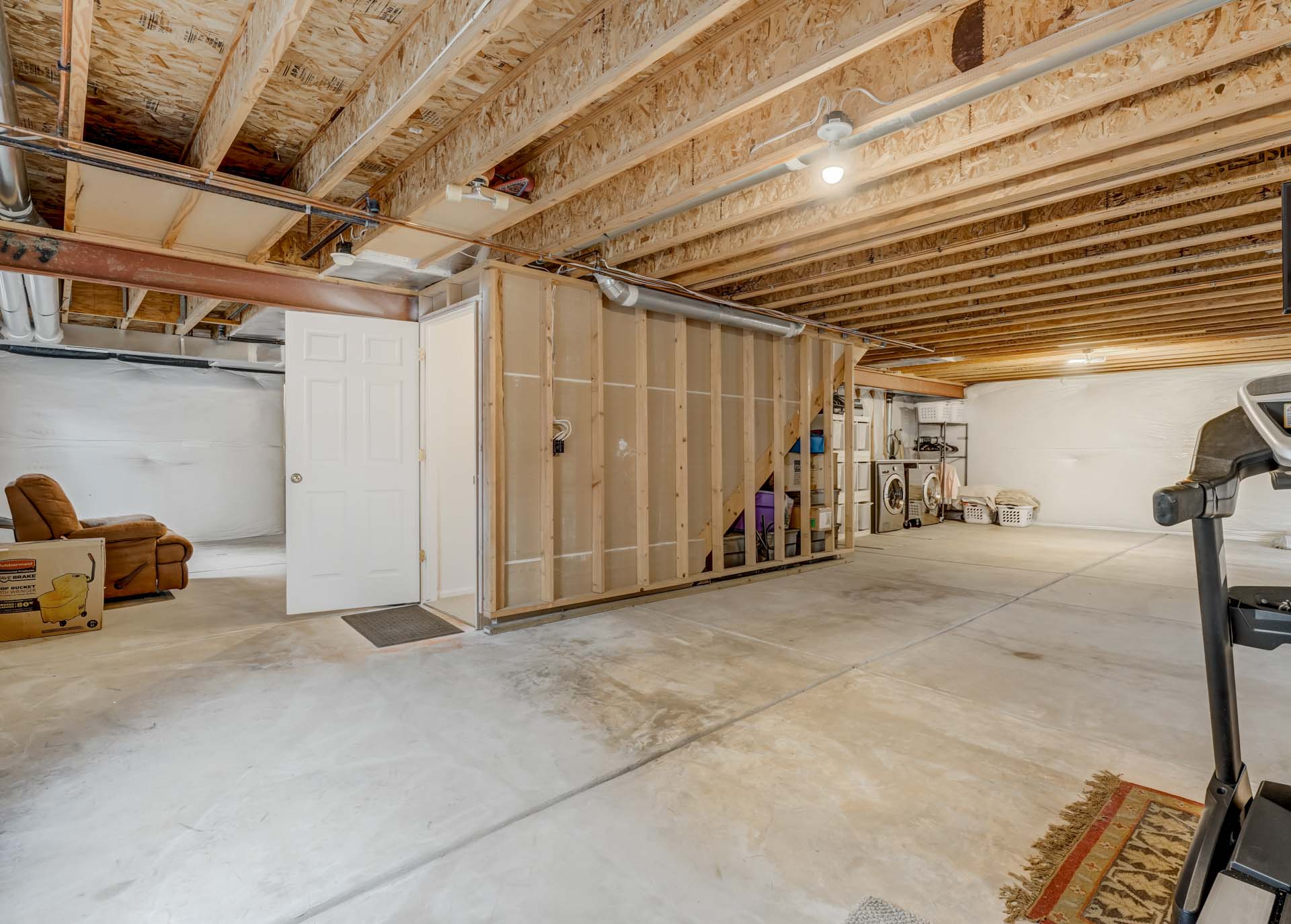 6419 Advocate Dr presented by Jason Arends – FēD