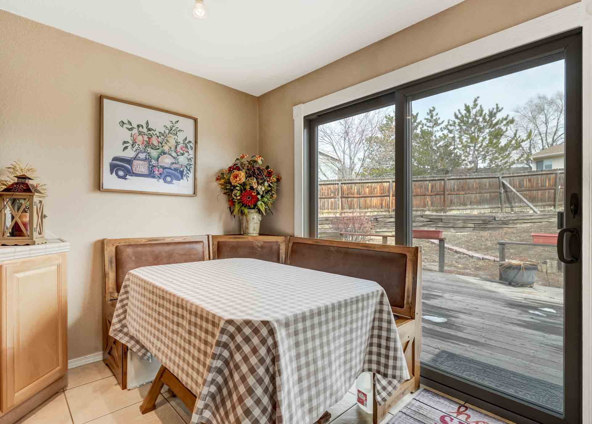 3645 Trailspur Pl presented by Ali Applegate – FēD