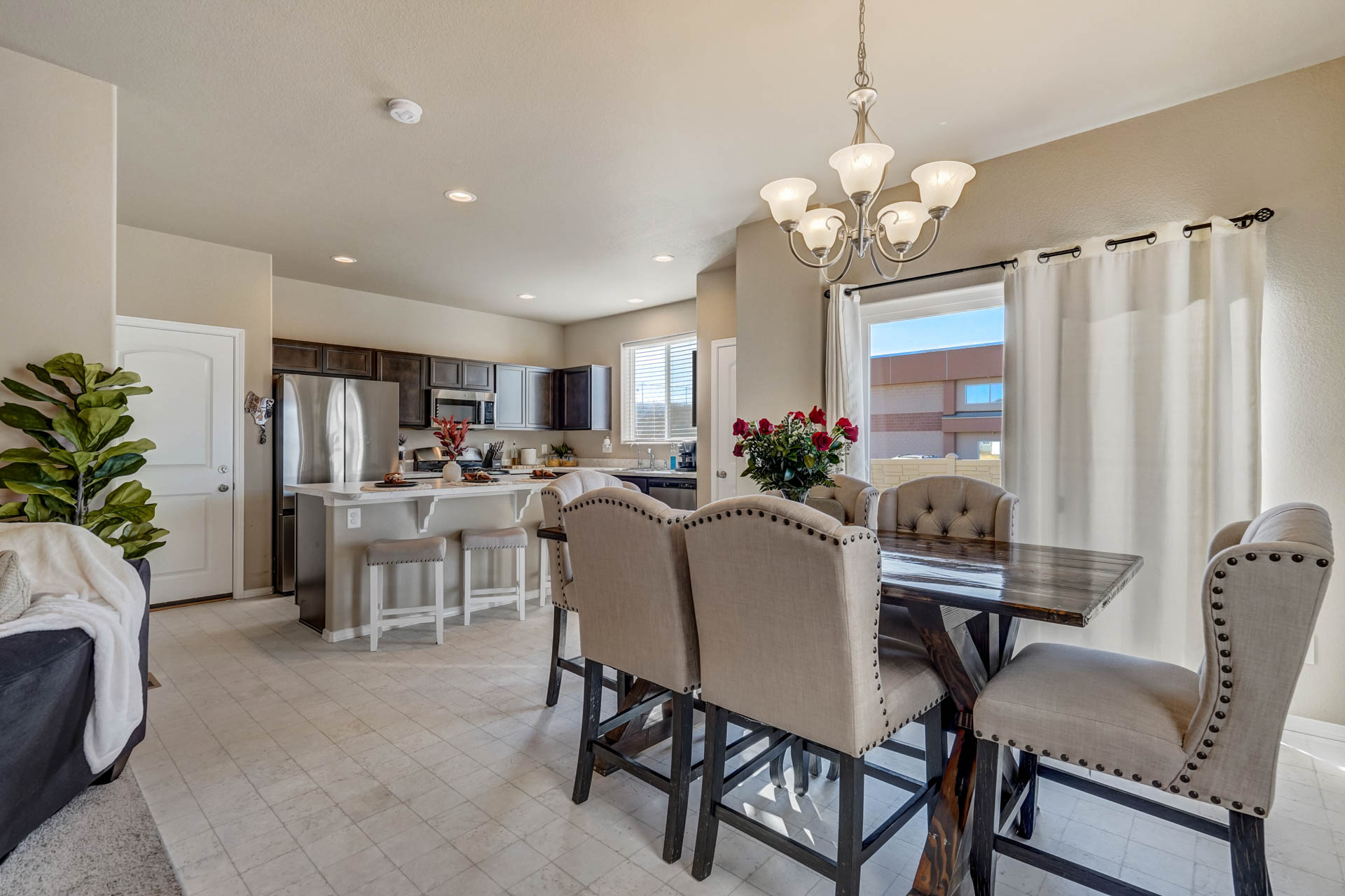 3816 Vineyard Cir presented by Amy Kunce-Martinez – FēD