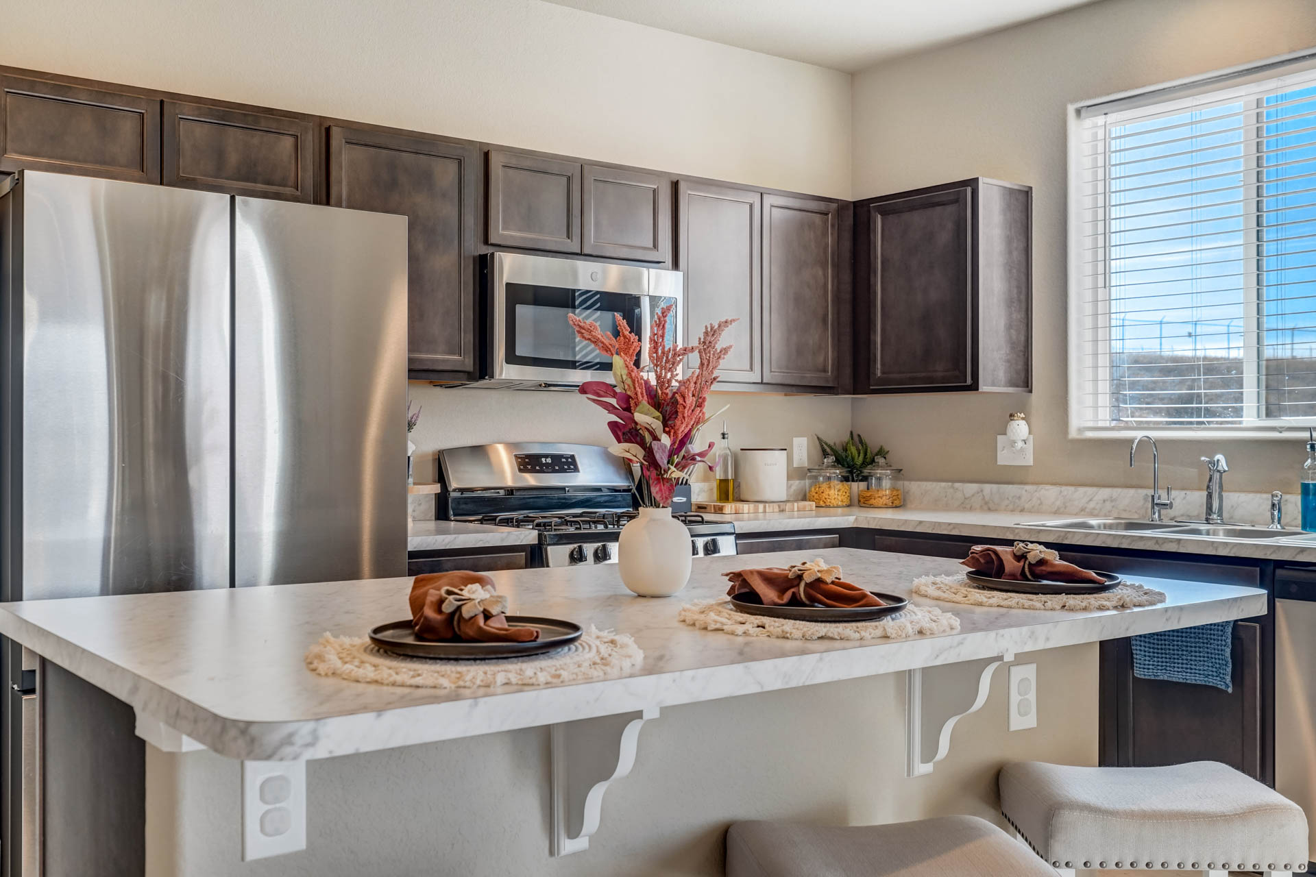 3816 Vineyard Cir presented by Amy Kunce-Martinez – FēD