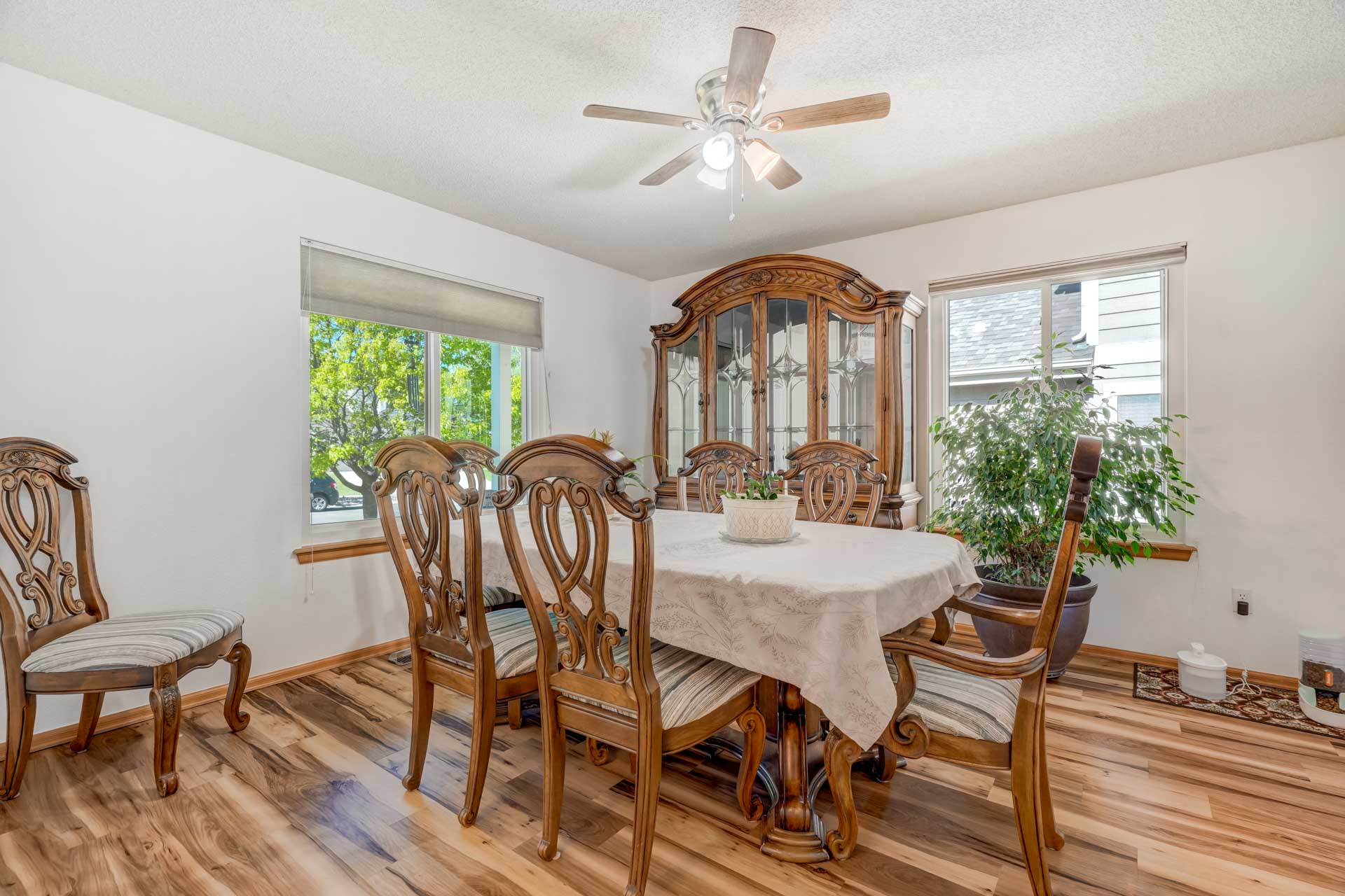 6083 Mapleton Dr presented by Tim Brunner – FēD