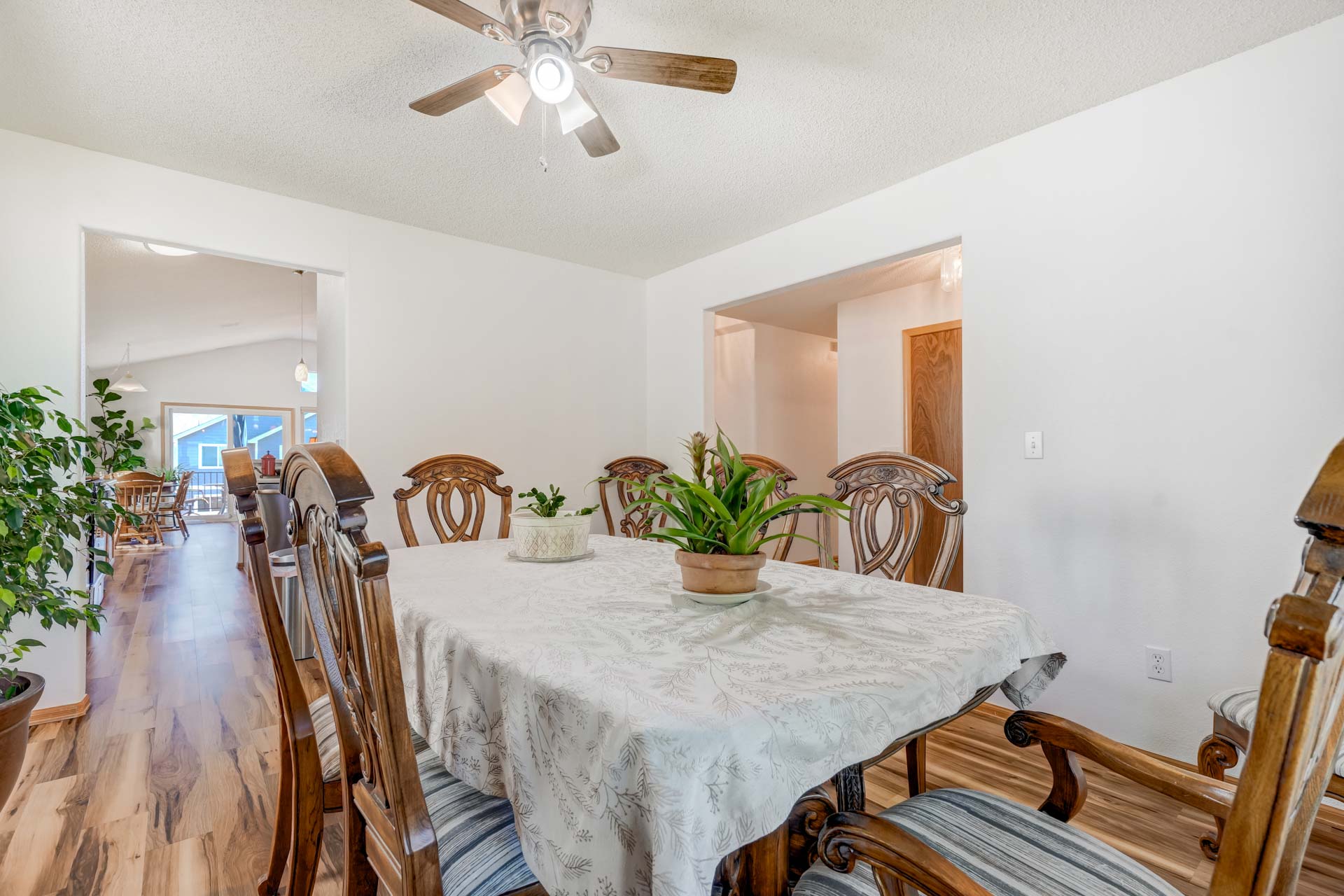 6083 Mapleton Dr presented by Tim Brunner – FēD