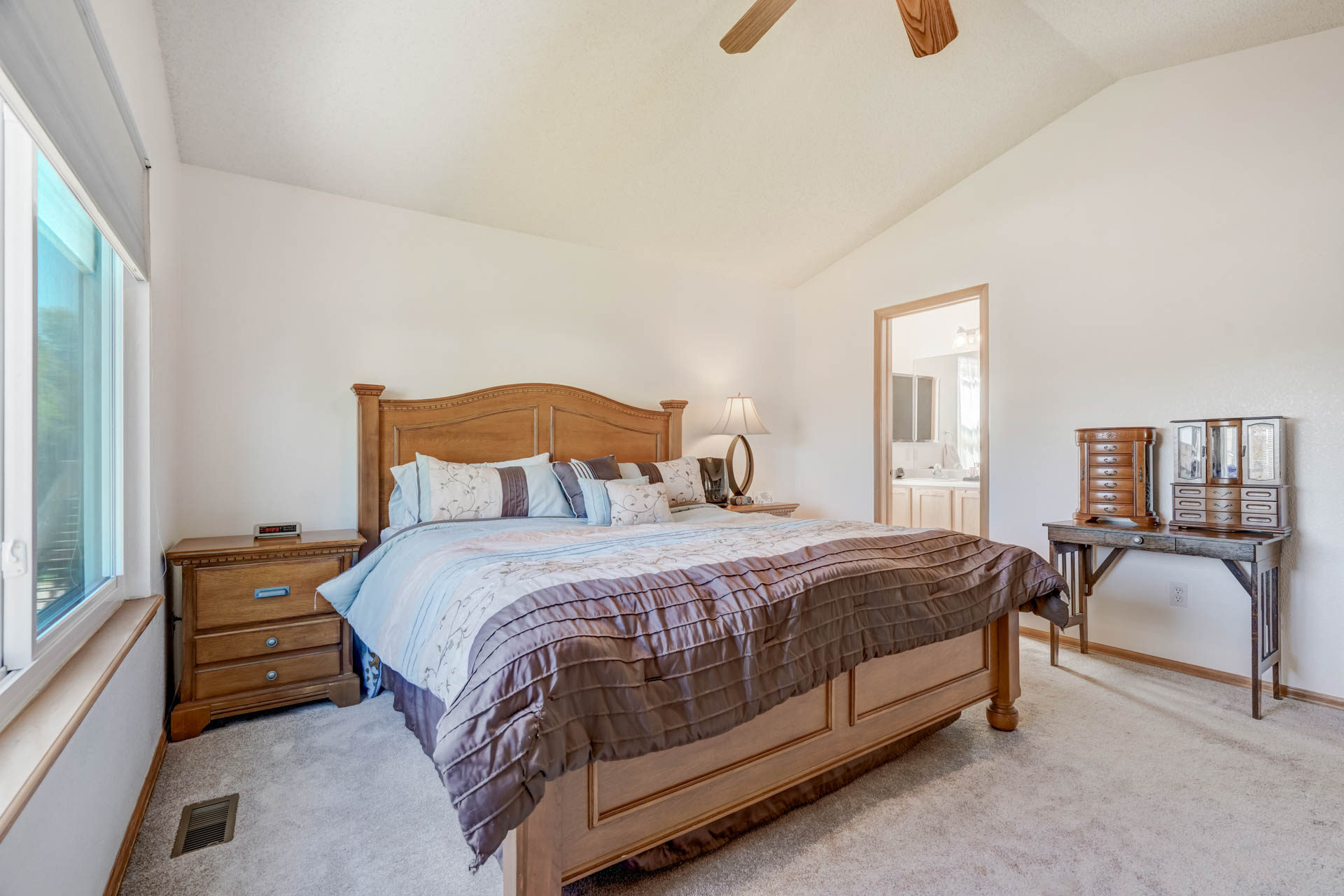 6083 Mapleton Dr presented by Tim Brunner – FēD