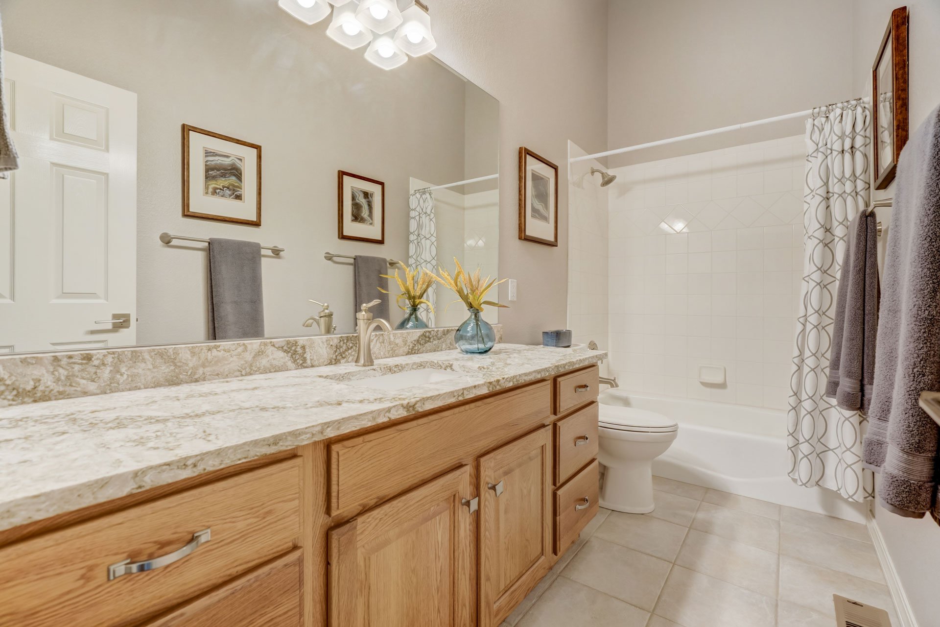 14324 Eagle Villa Gr presented by Behr & Behr – FēD