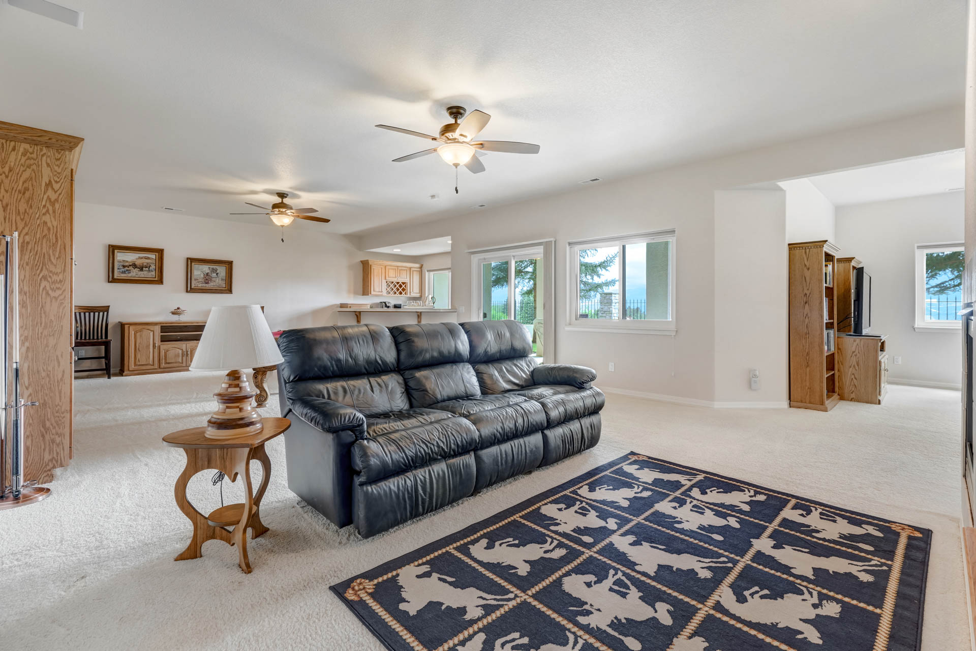 14324 Eagle Villa Gr presented by Behr & Behr – FēD