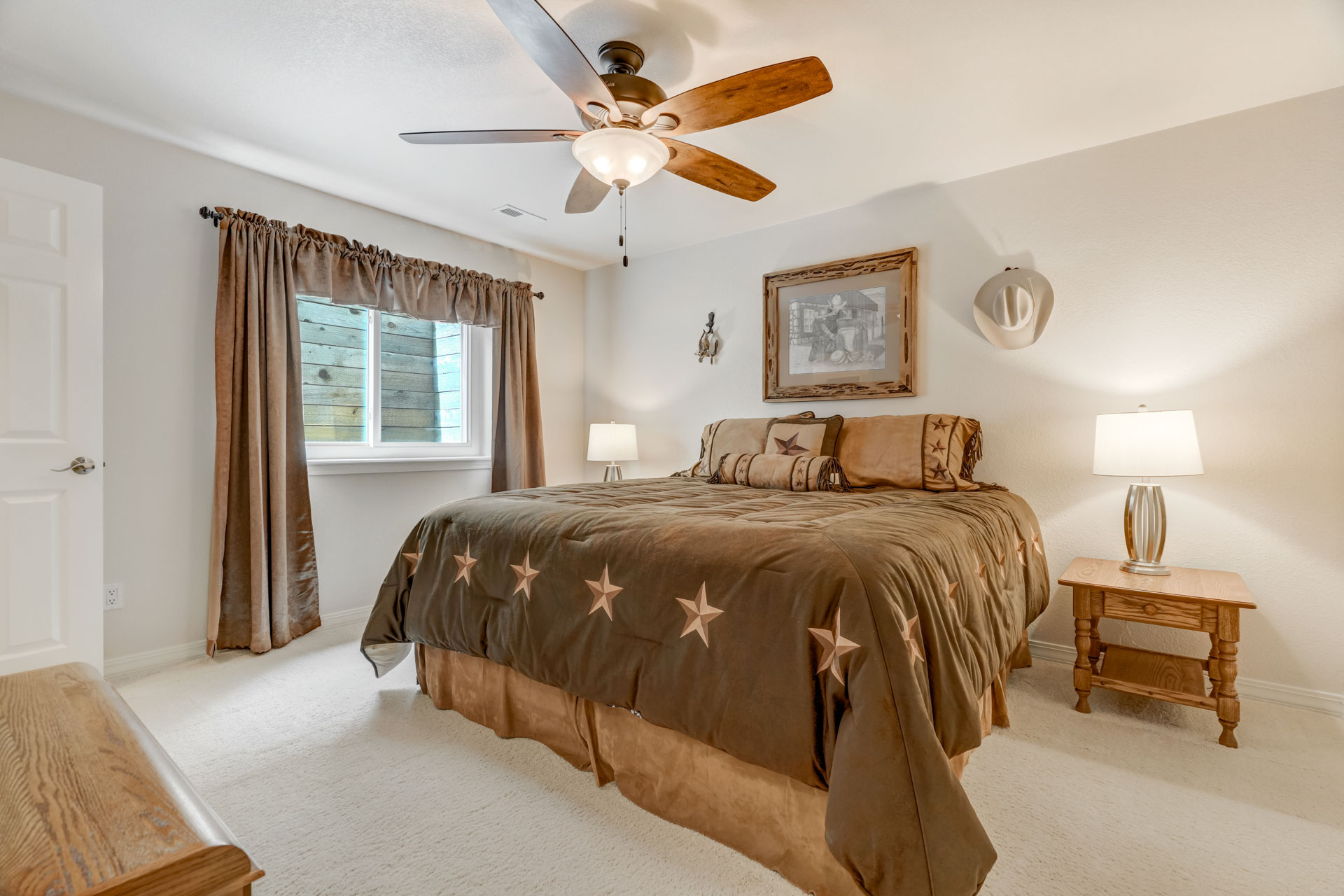 14324 Eagle Villa Gr presented by Behr & Behr – FēD