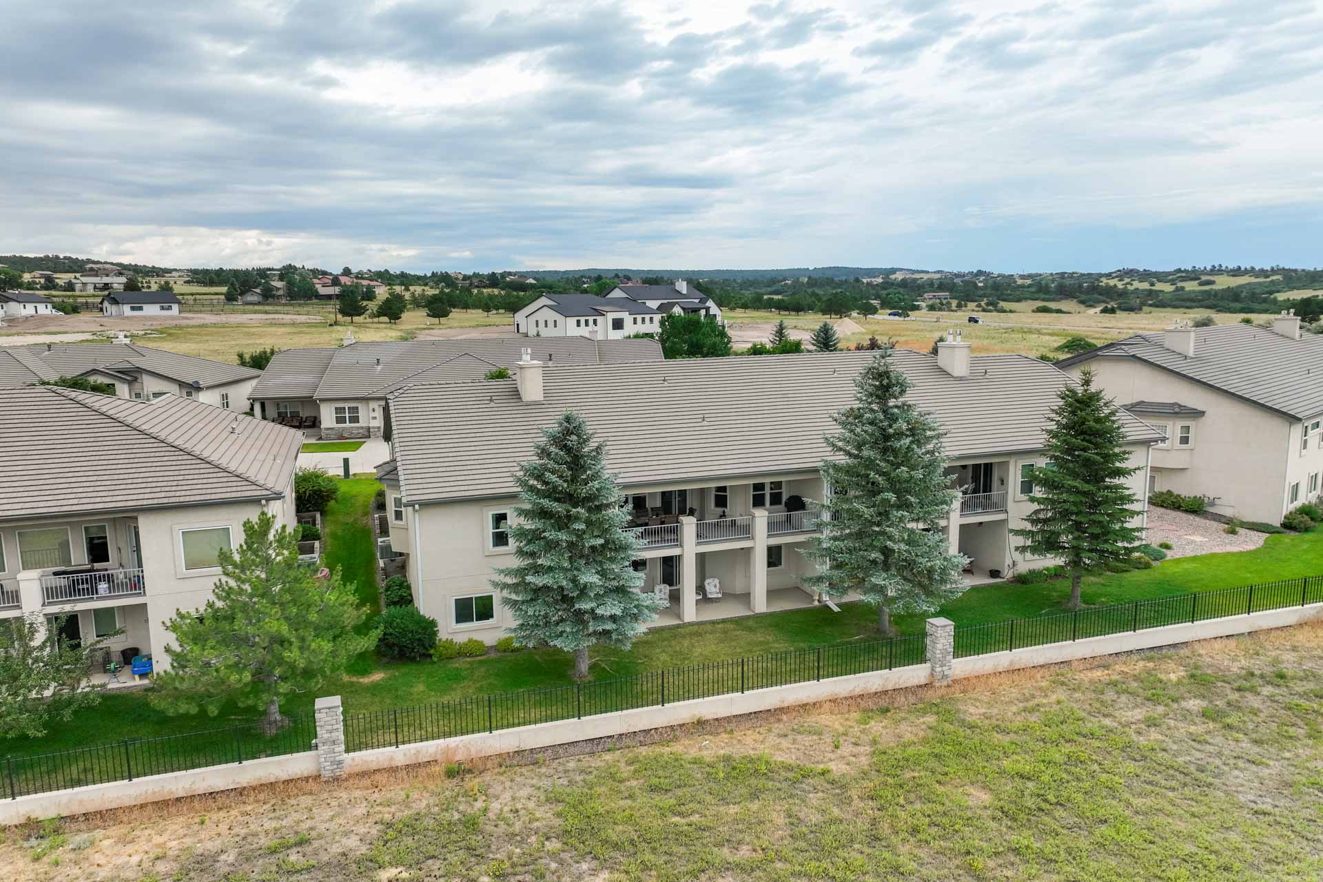 14324 Eagle Villa Gr presented by Behr & Behr – FēD