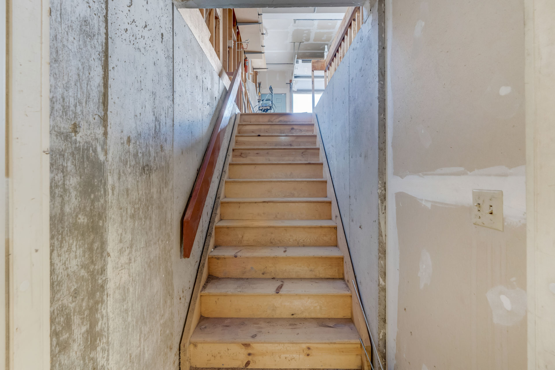 17140 Early Star Dr presented by Chris Cowles – FēD