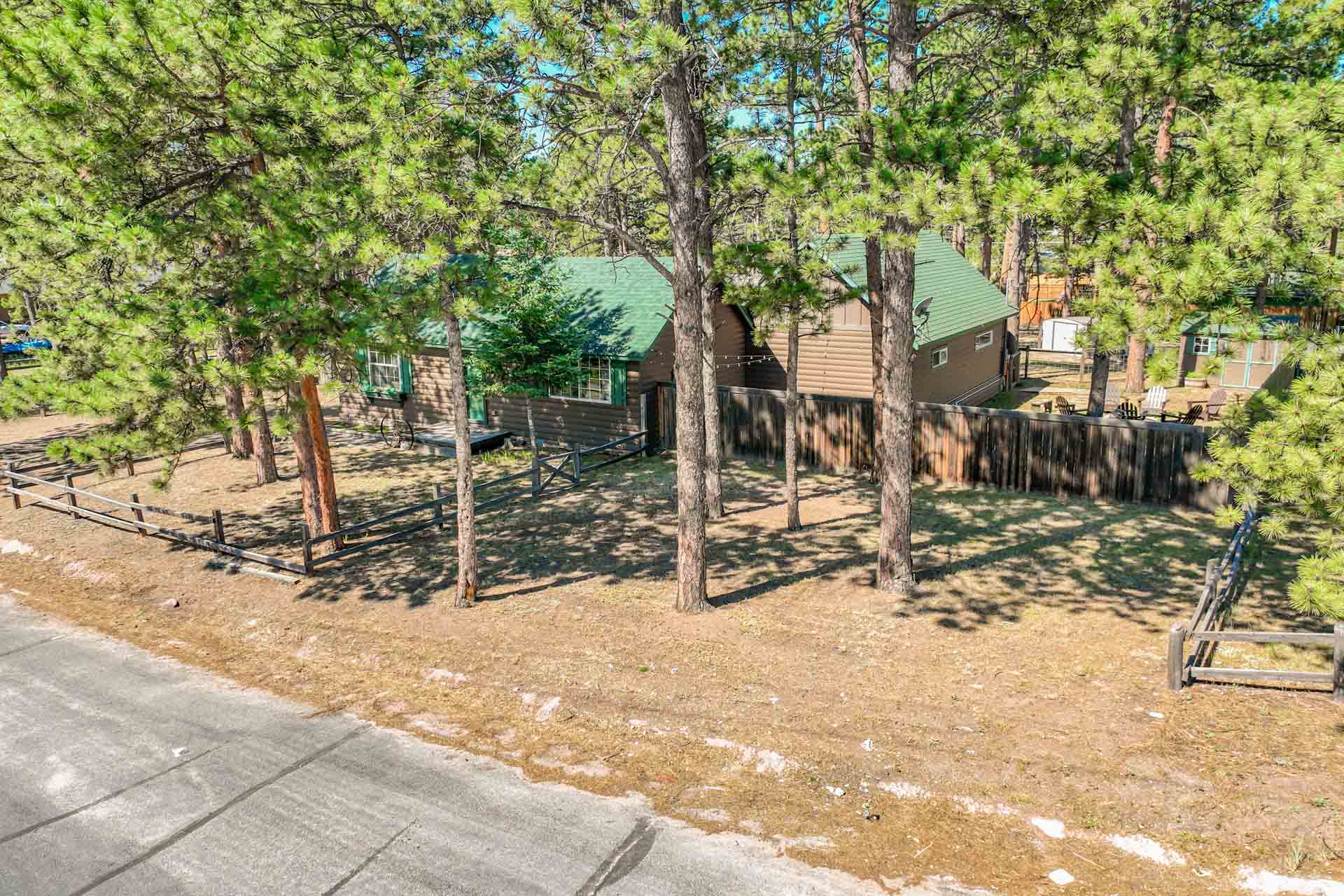 426 S Spruce St presented by Thetford Team Real Estate – FēD