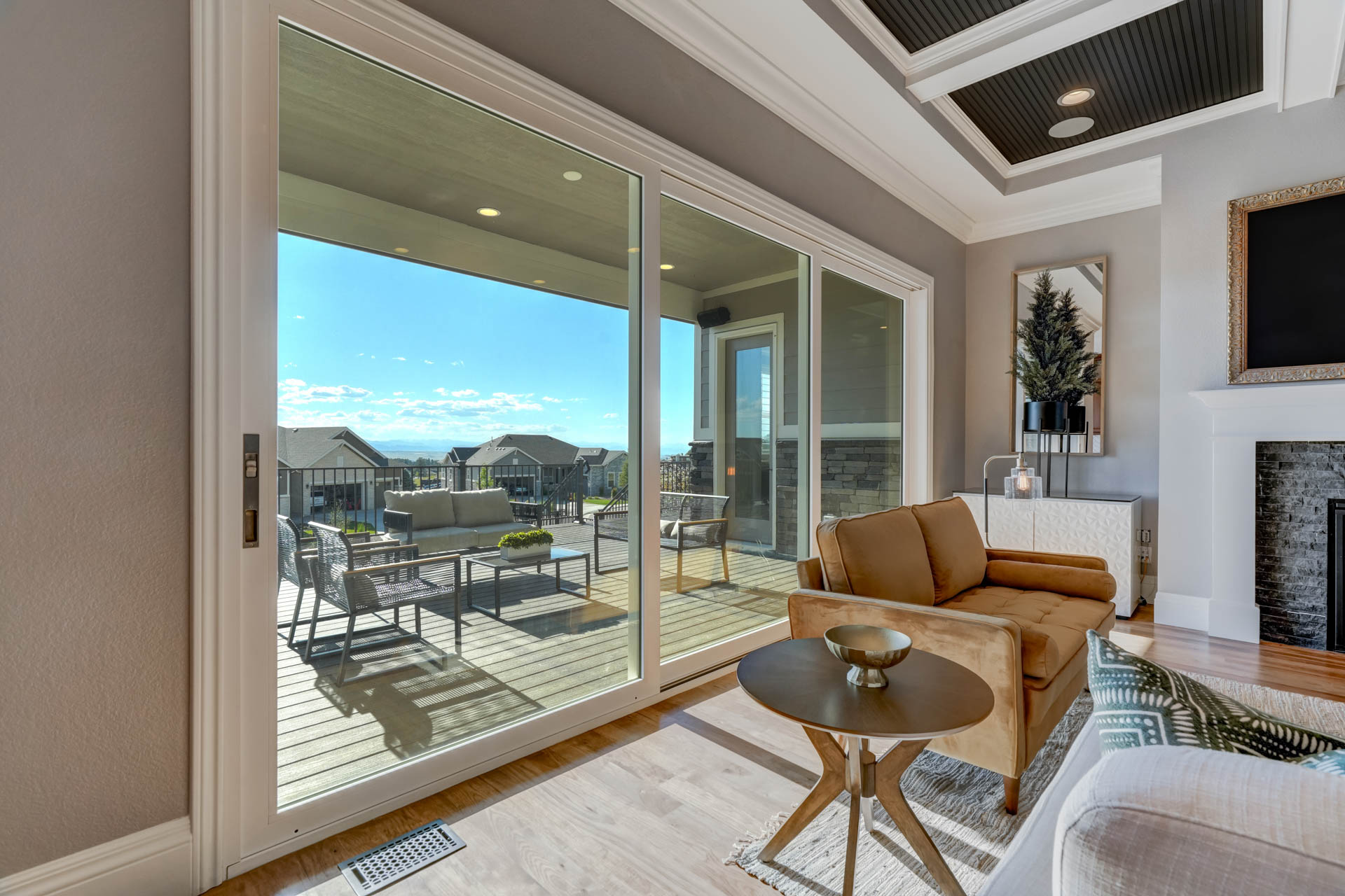 5755 Heritage Oak Dr – FēD