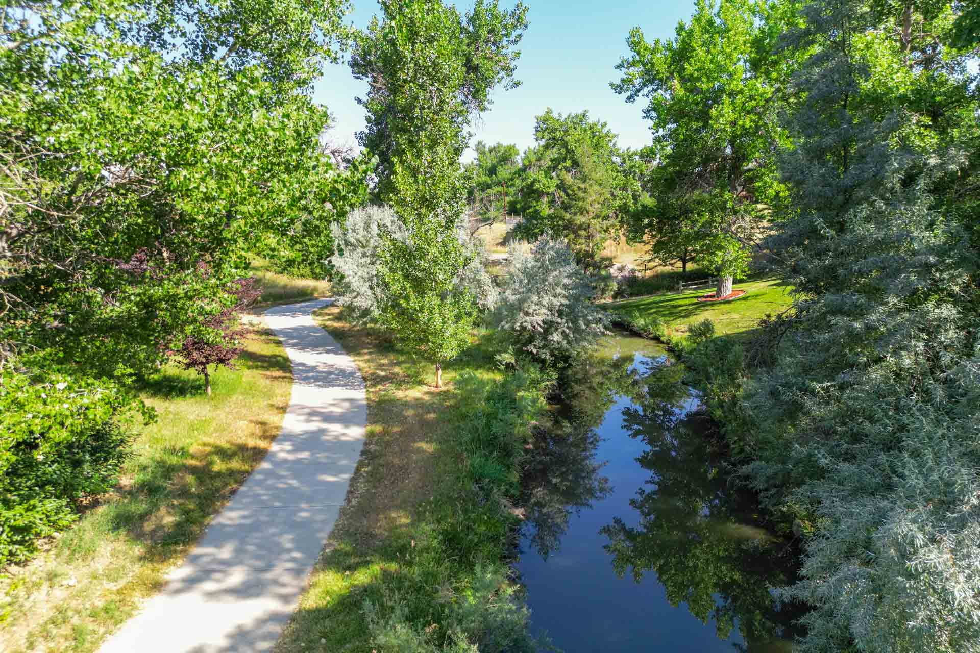 6043 S Bellaire Wy presented by Brian & Jamie Harris – FēD