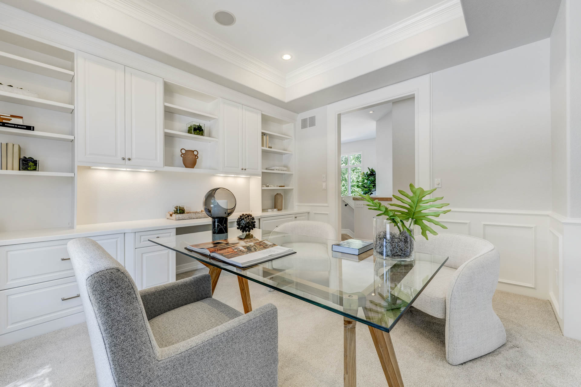 6043 S Bellaire Wy presented by Brian & Jamie Harris – FēD