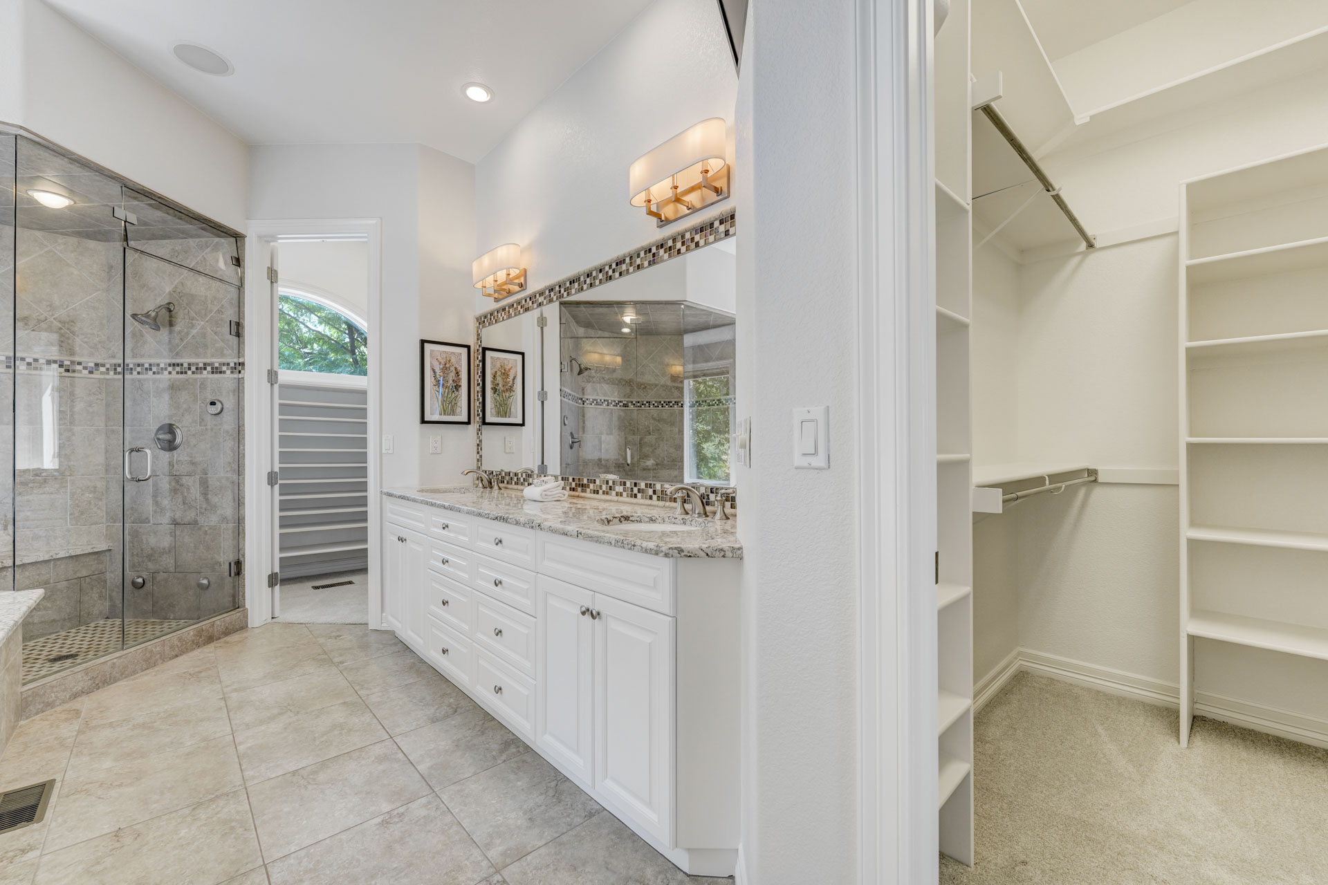 6043 S Bellaire Wy presented by Brian & Jamie Harris – FēD