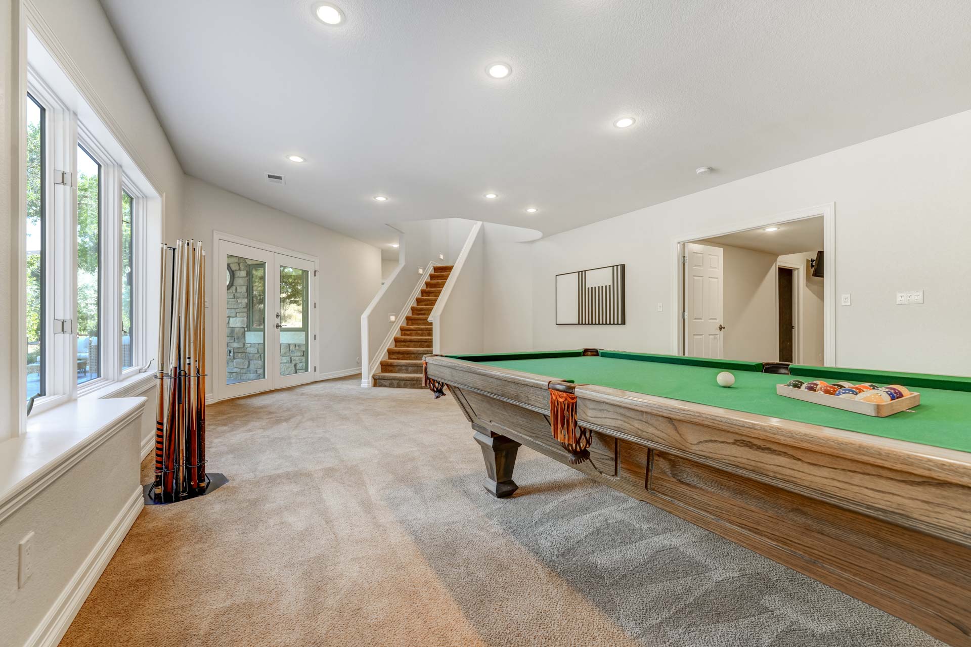 6043 S Bellaire Wy presented by Brian & Jamie Harris – FēD