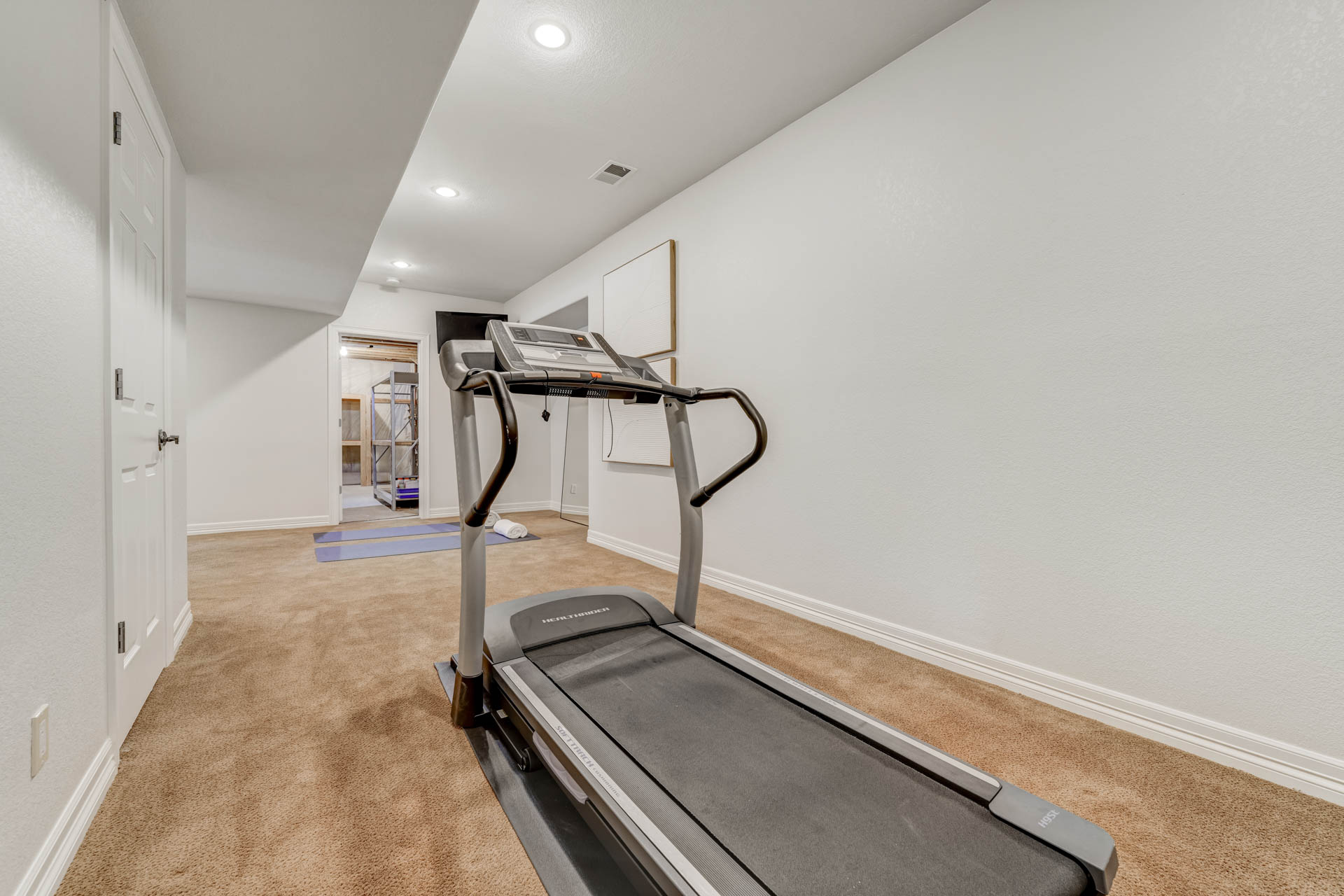 6043 S Bellaire Wy presented by Brian & Jamie Harris – FēD