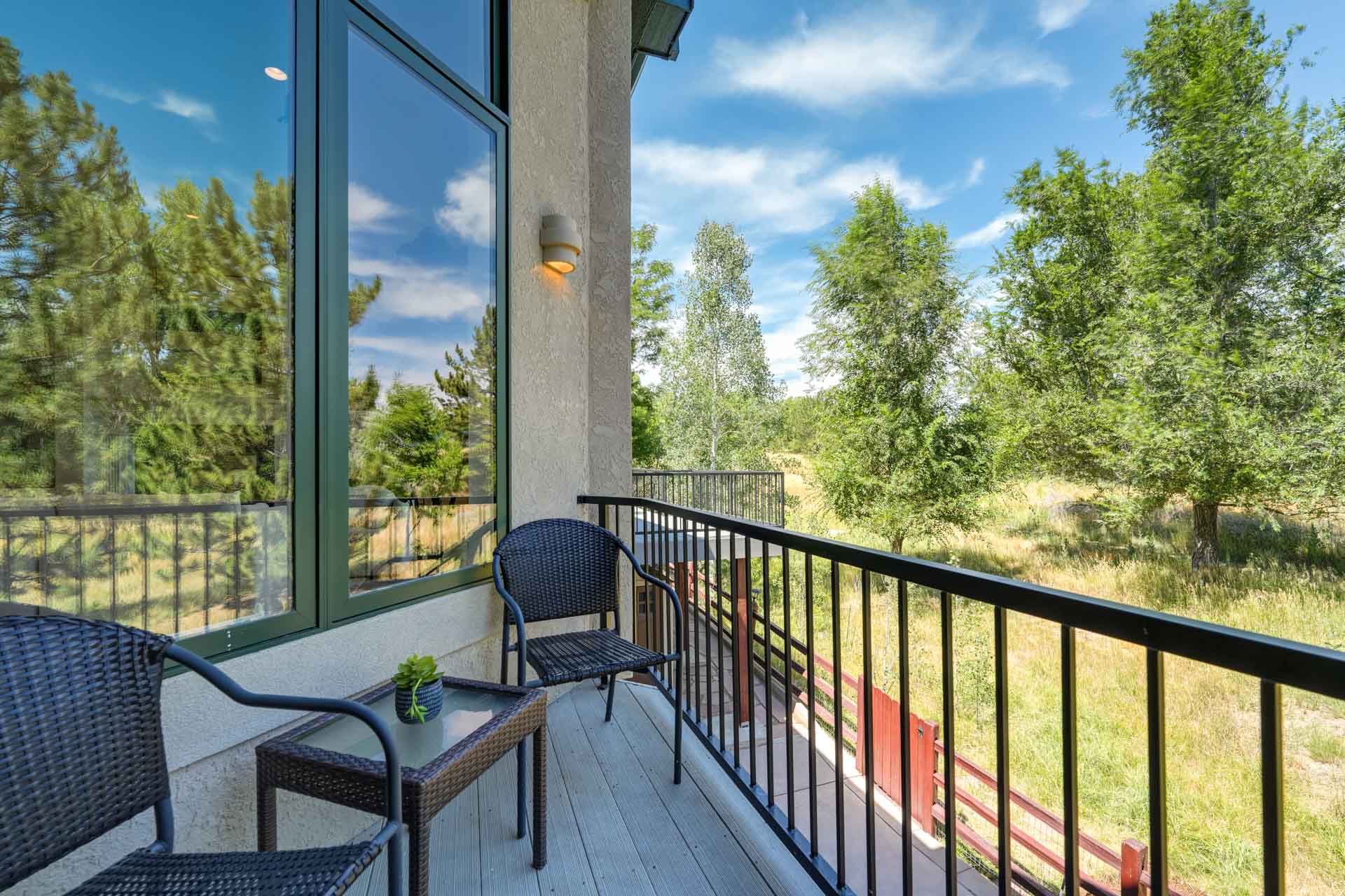 6043 S Bellaire Wy presented by Brian & Jamie Harris – FēD