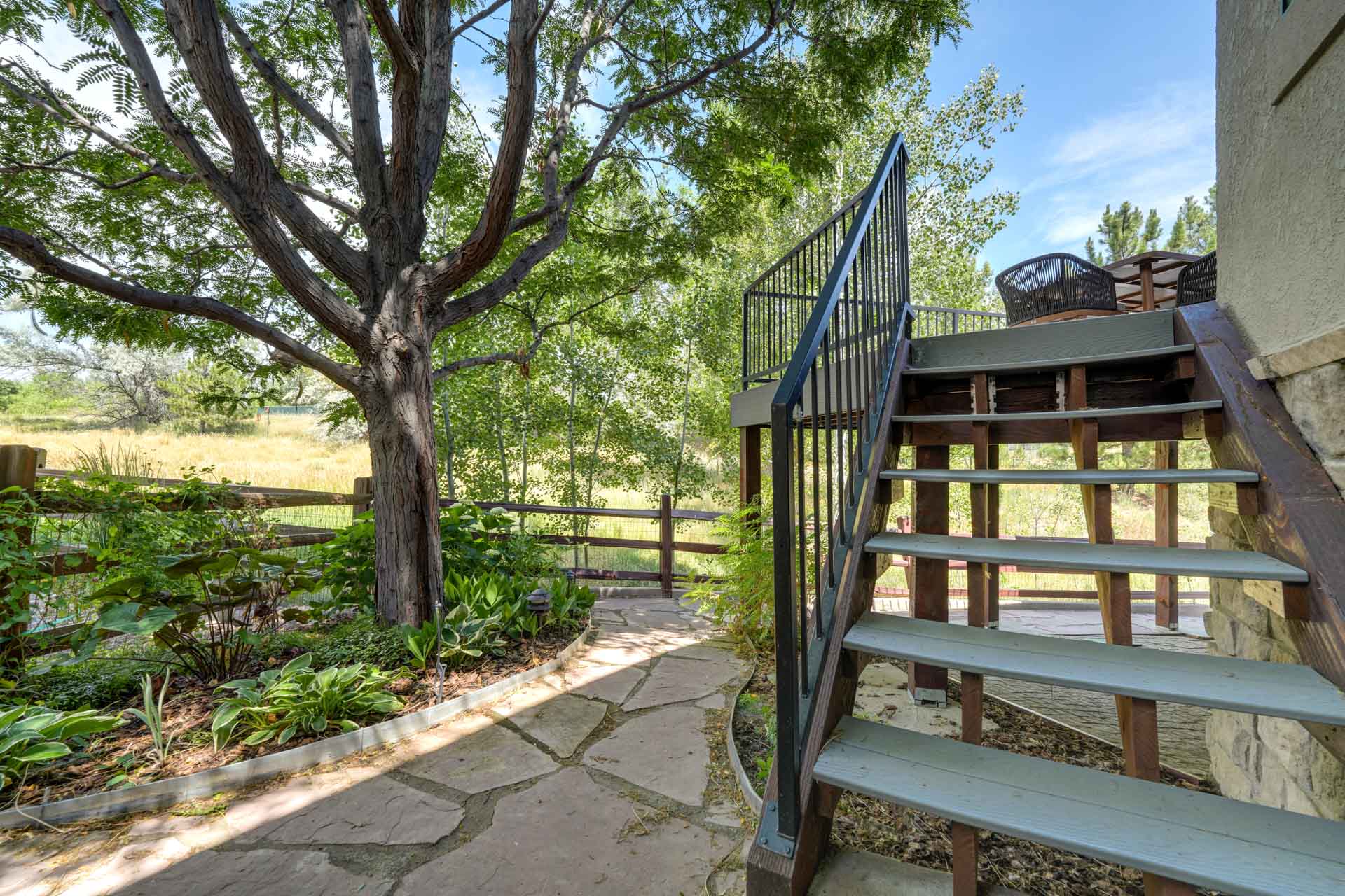 6043 S Bellaire Wy presented by Brian & Jamie Harris – FēD