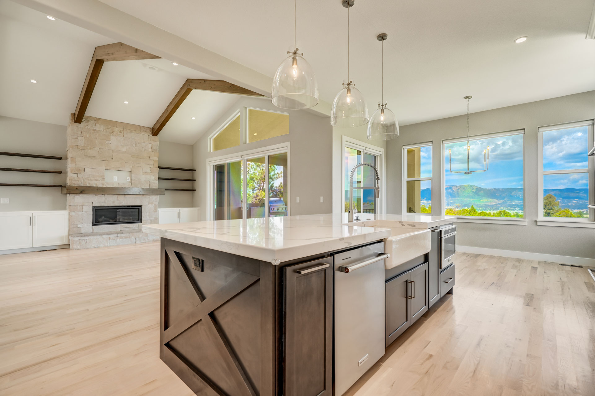 680 Panoramic Dr – FēD