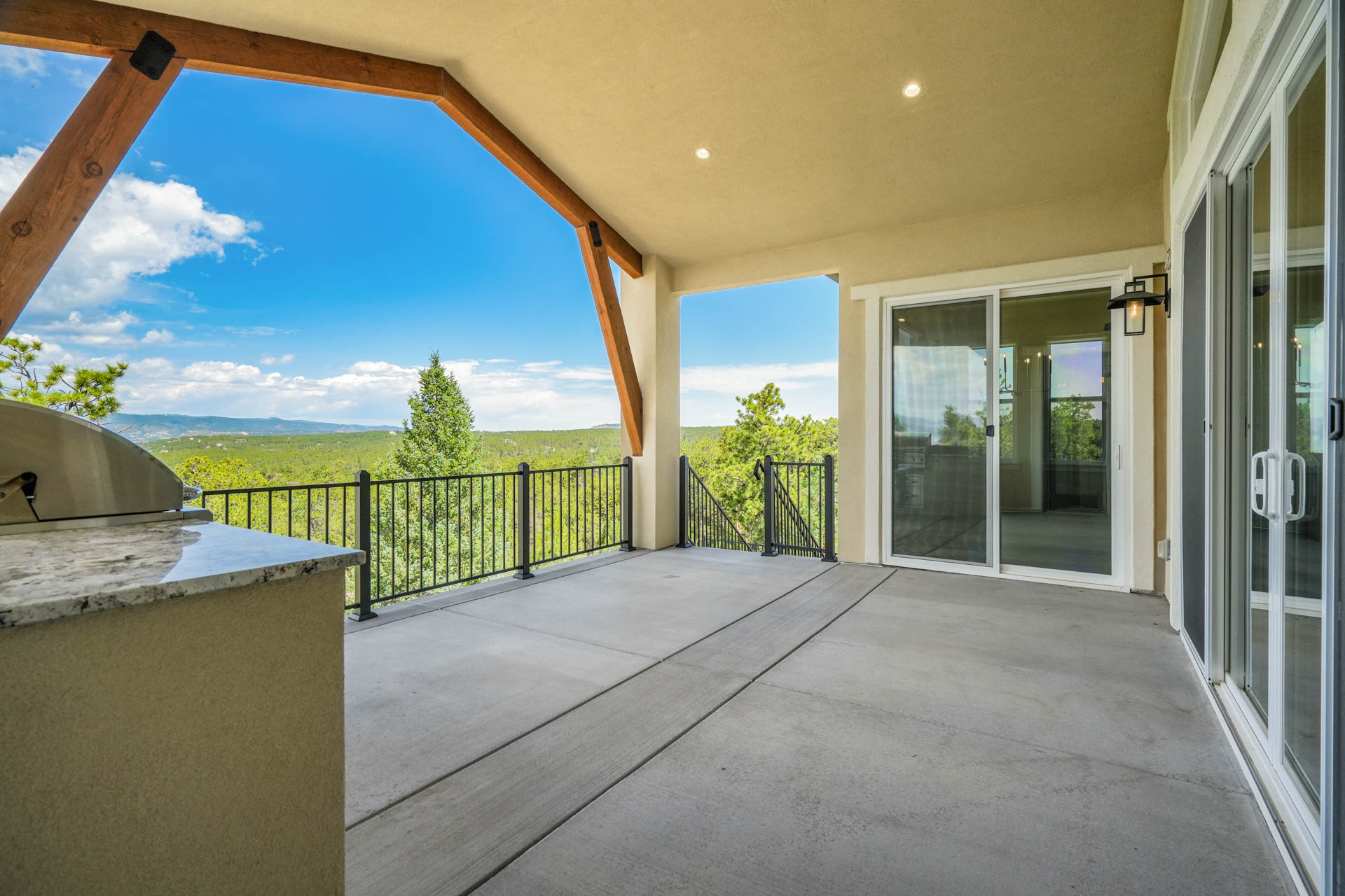 680 Panoramic Dr – FēD