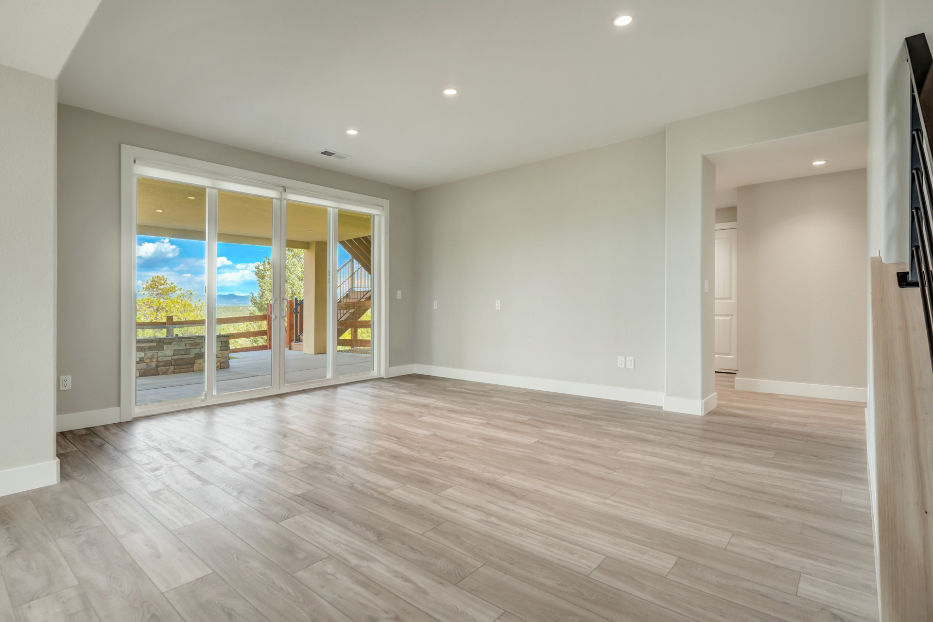 680 Panoramic Dr – FēD