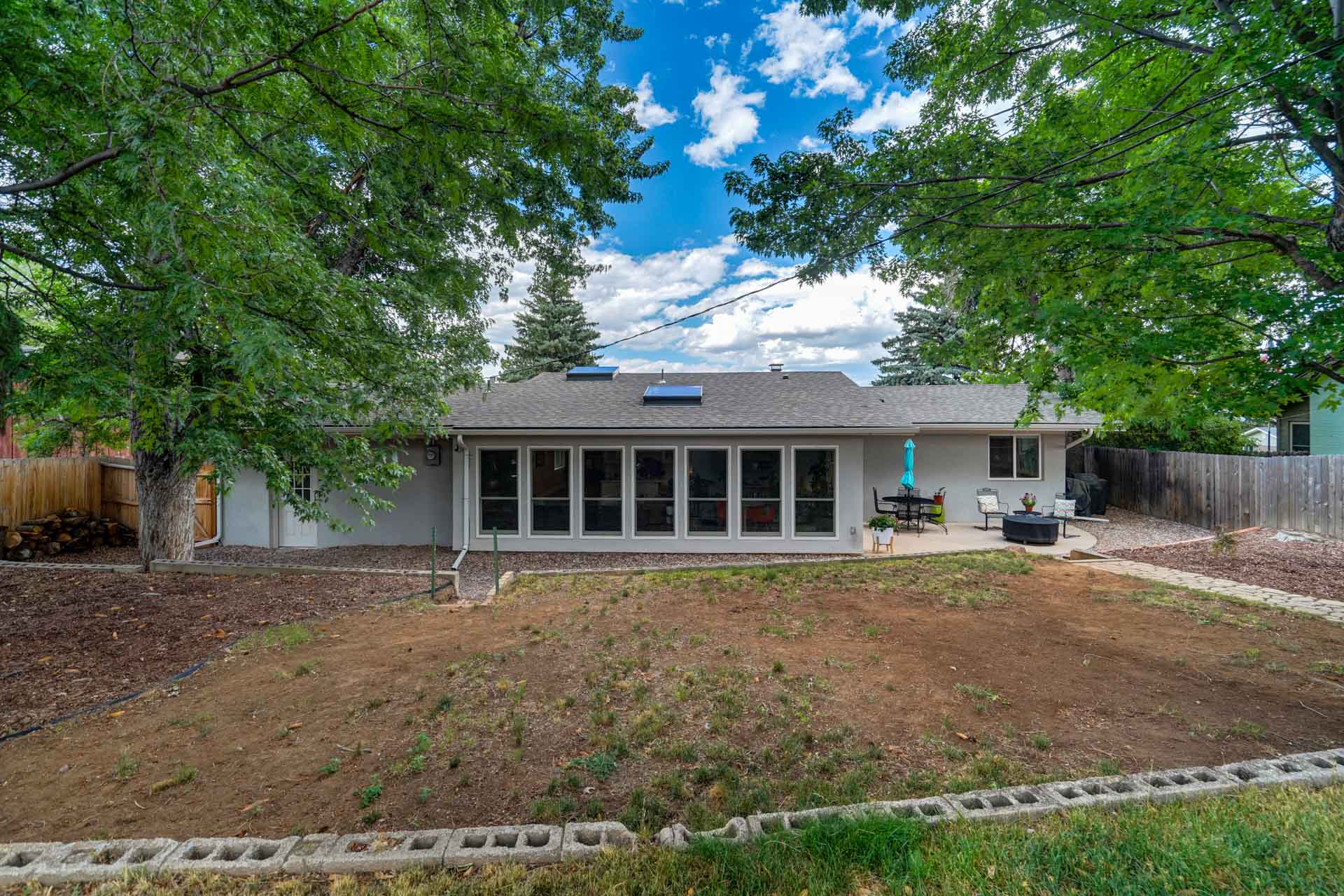 806 Orion Dr presented by Irene Larimer – FēD