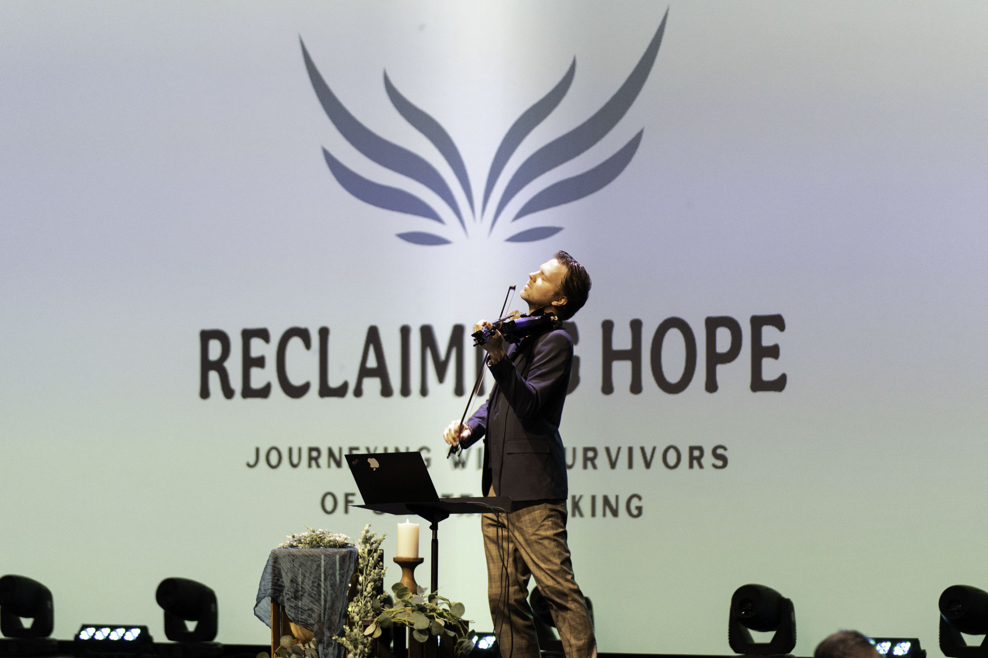 Walking In Hope 2024 presented by Sues Hess – FēD
